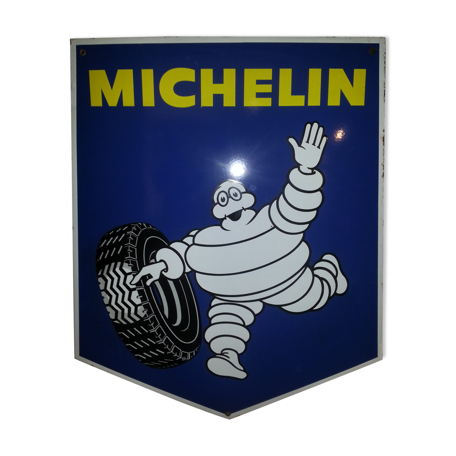 Ancienne plaque émaillée en écusson Michelin 1967 | Selency