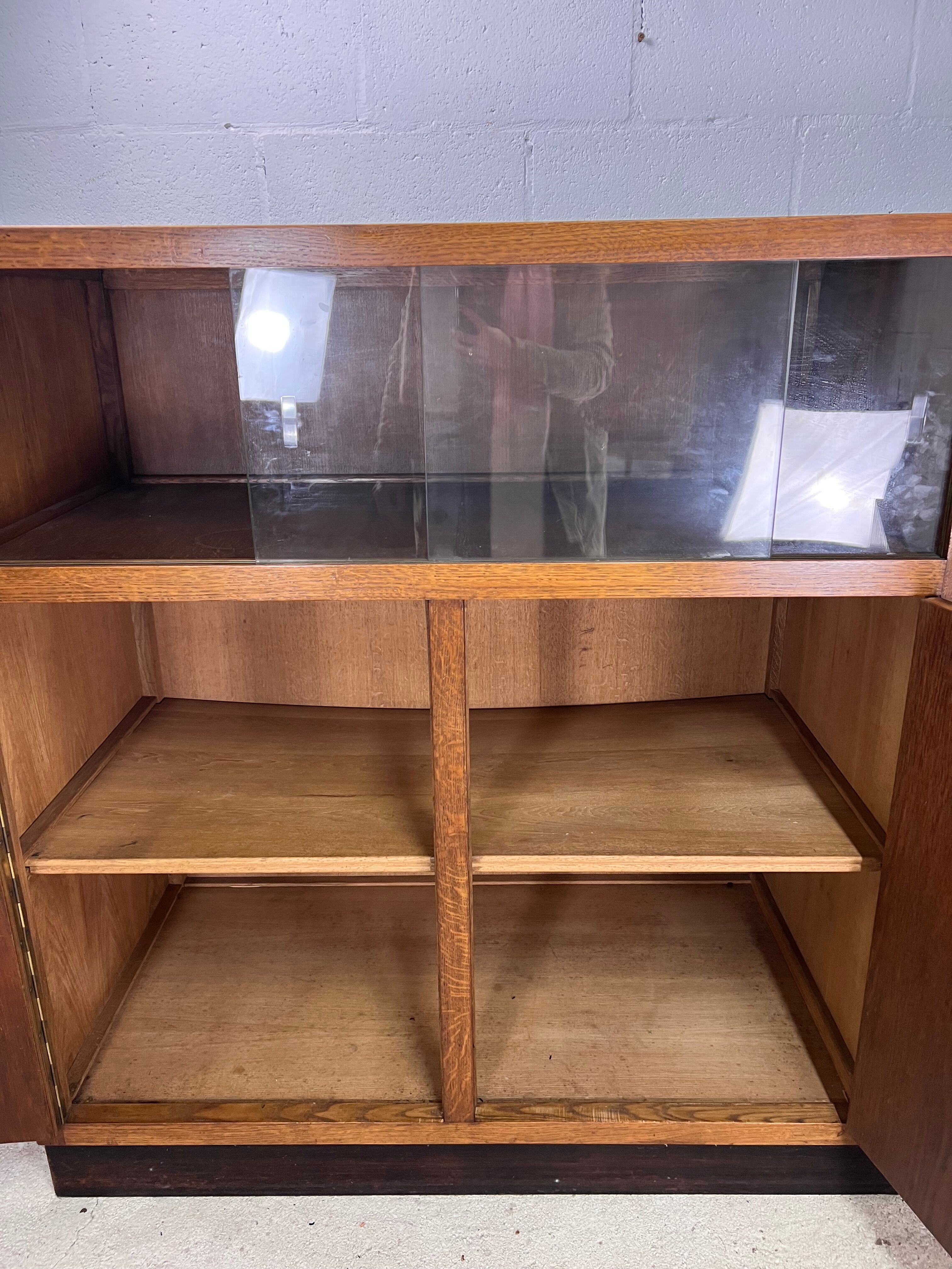 Vitrine, placard, commode vintage en bois profond | Selency