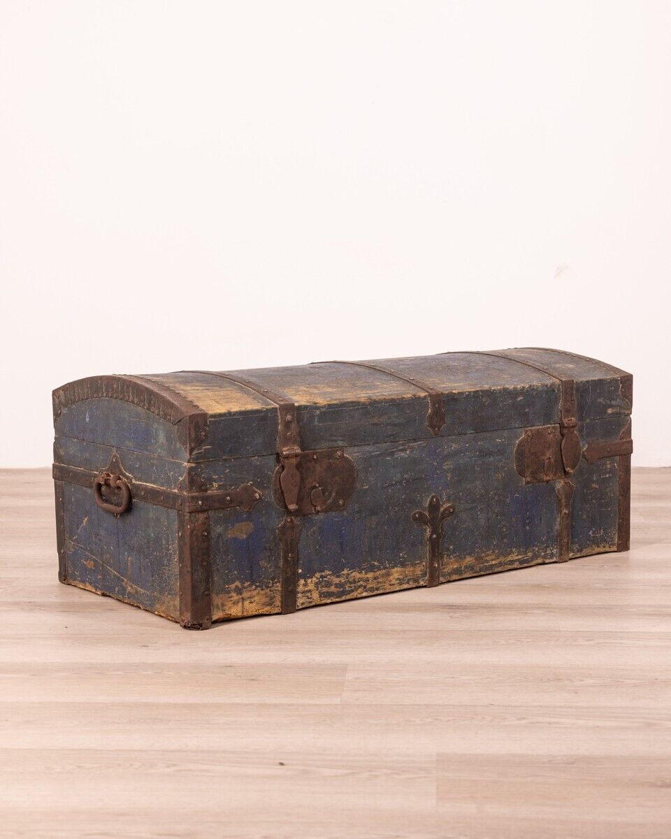 Malle vintage début 20ème siècle en bois et fer design italien | Selency