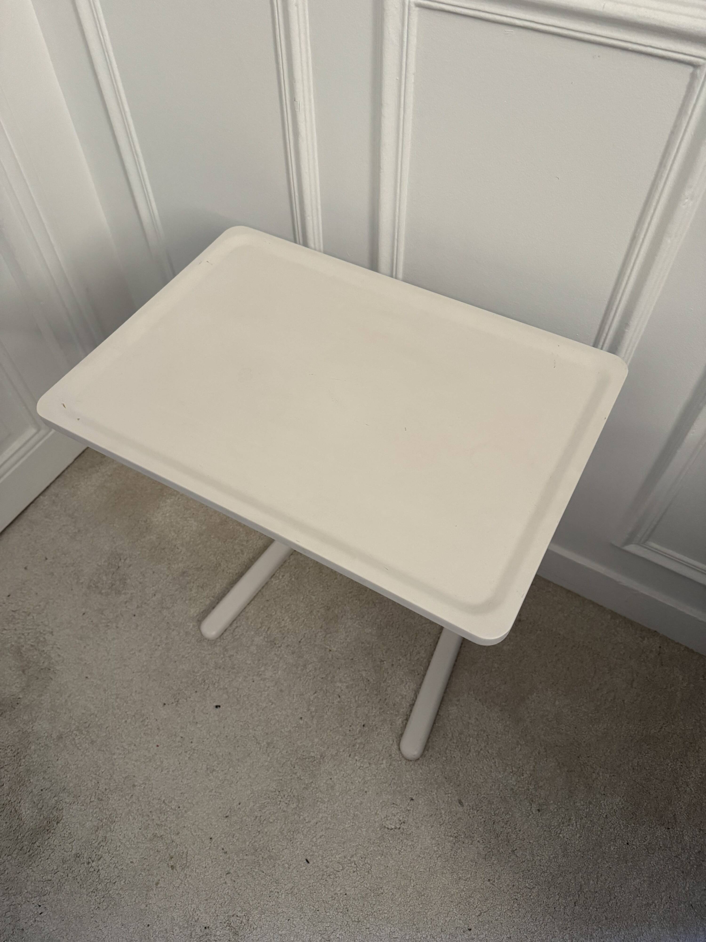 Table d'appoint réglable en hauteur nestable blanc vitra | Selency