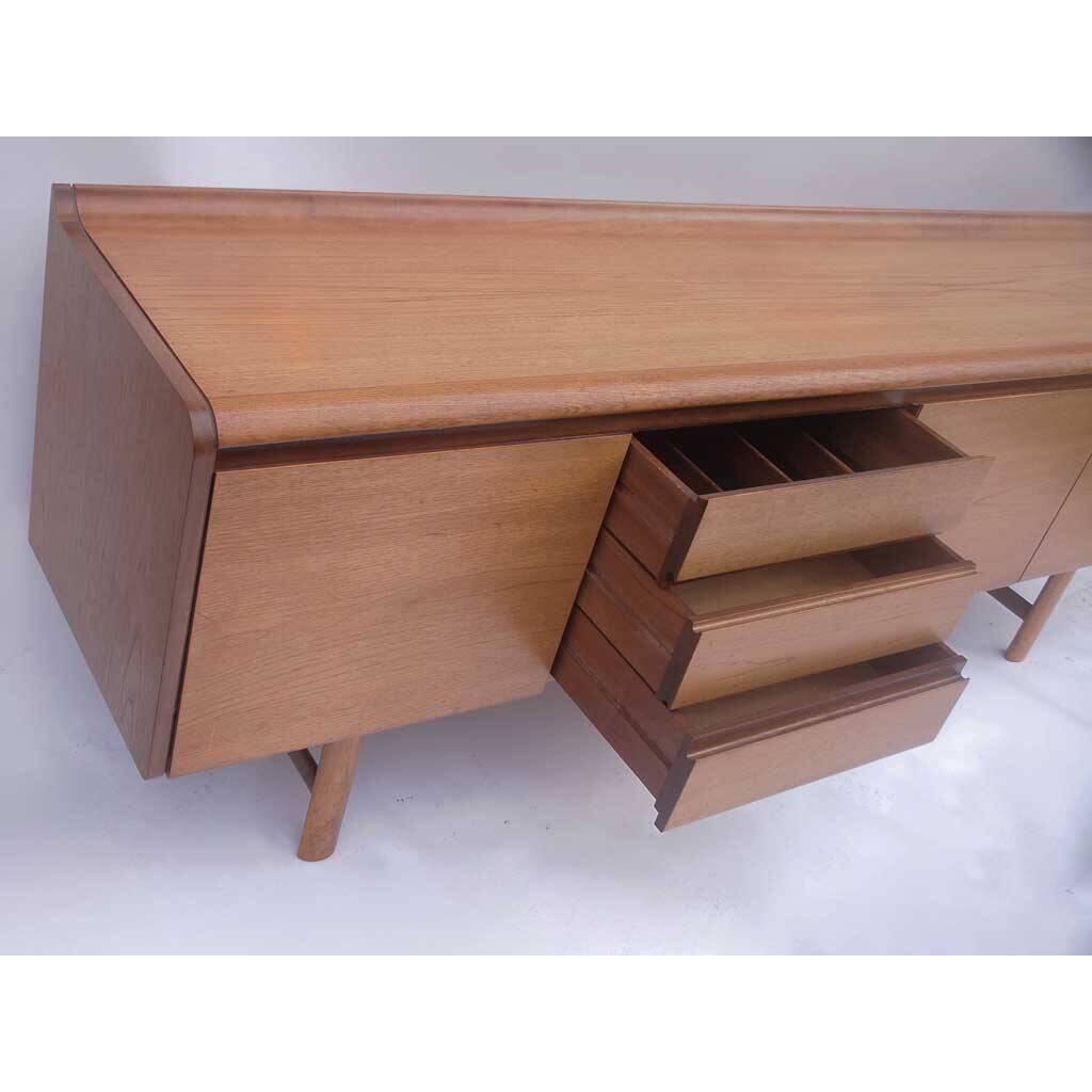 Enfilade vintage White & Newton | Selency