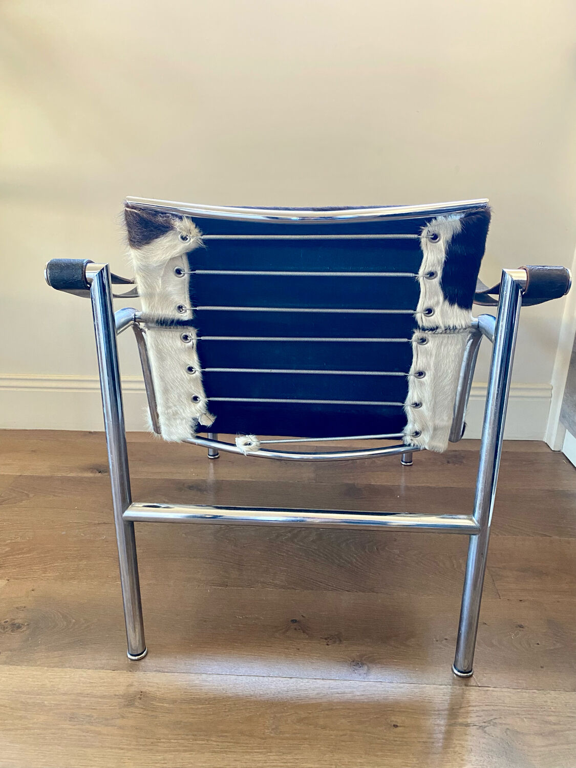 Fauteuil Lc1 le Corbusier première version signée 1960 Cassina en poney ...