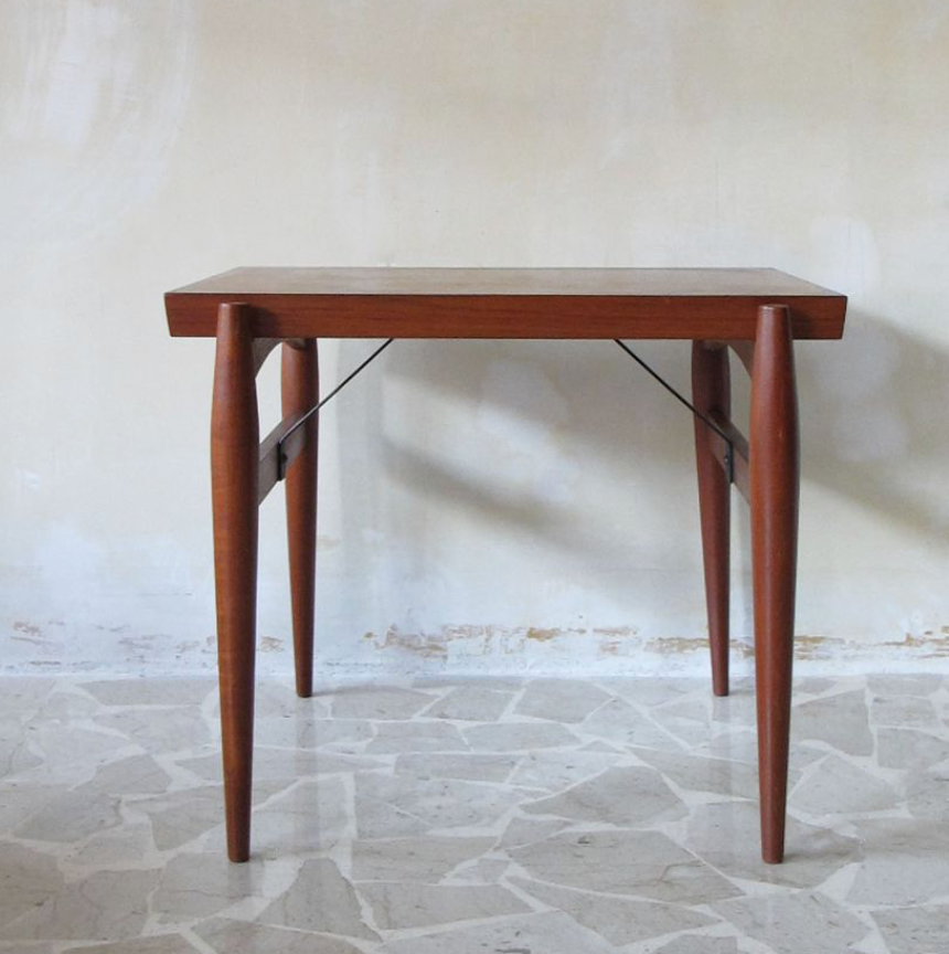 Table basse en teck par Johannes Andersen, Danemark, 1960s | Selency