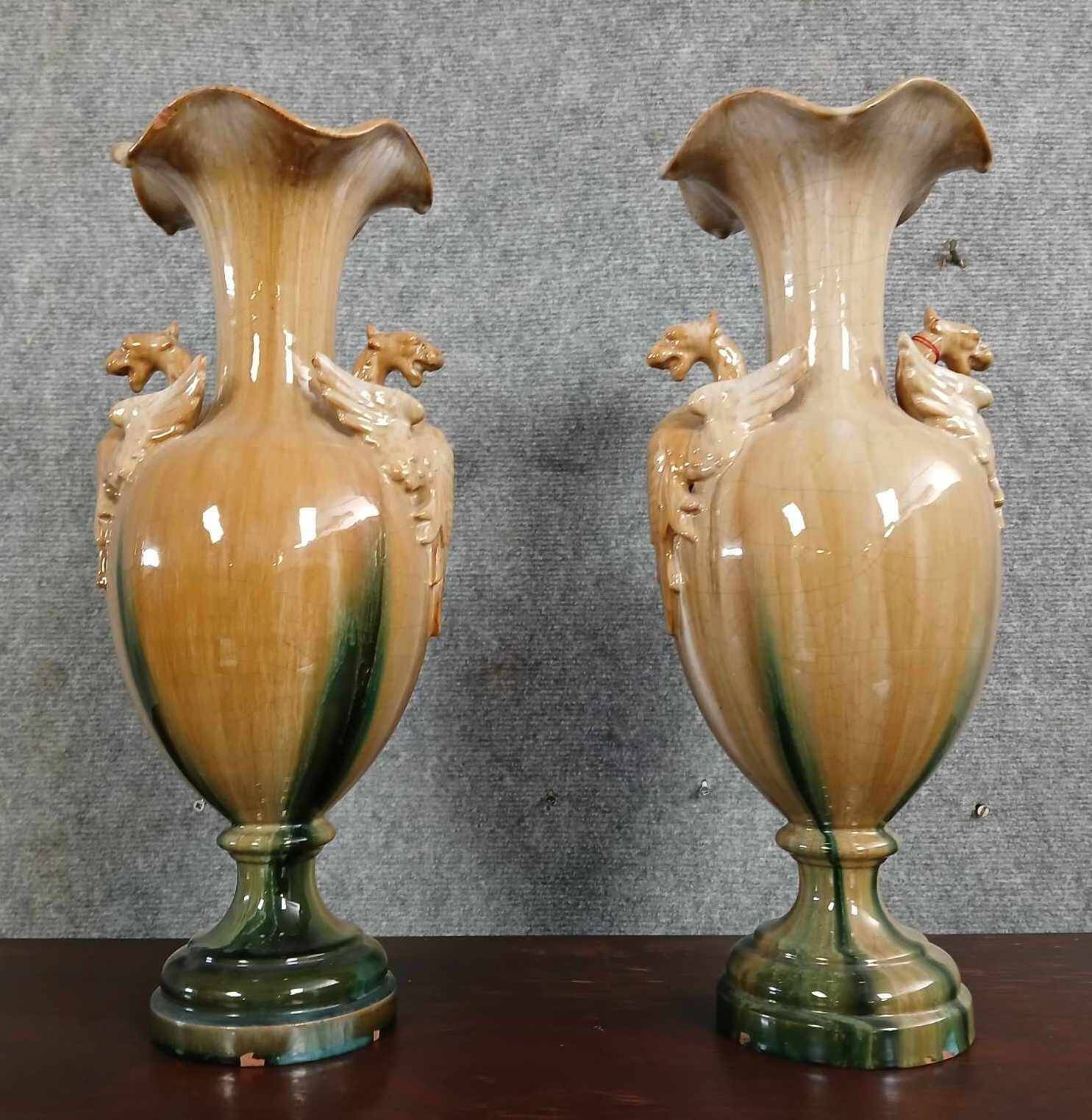 Delphin MASSIER (1836-1907) (d'après) : Paire de grands vases en ...