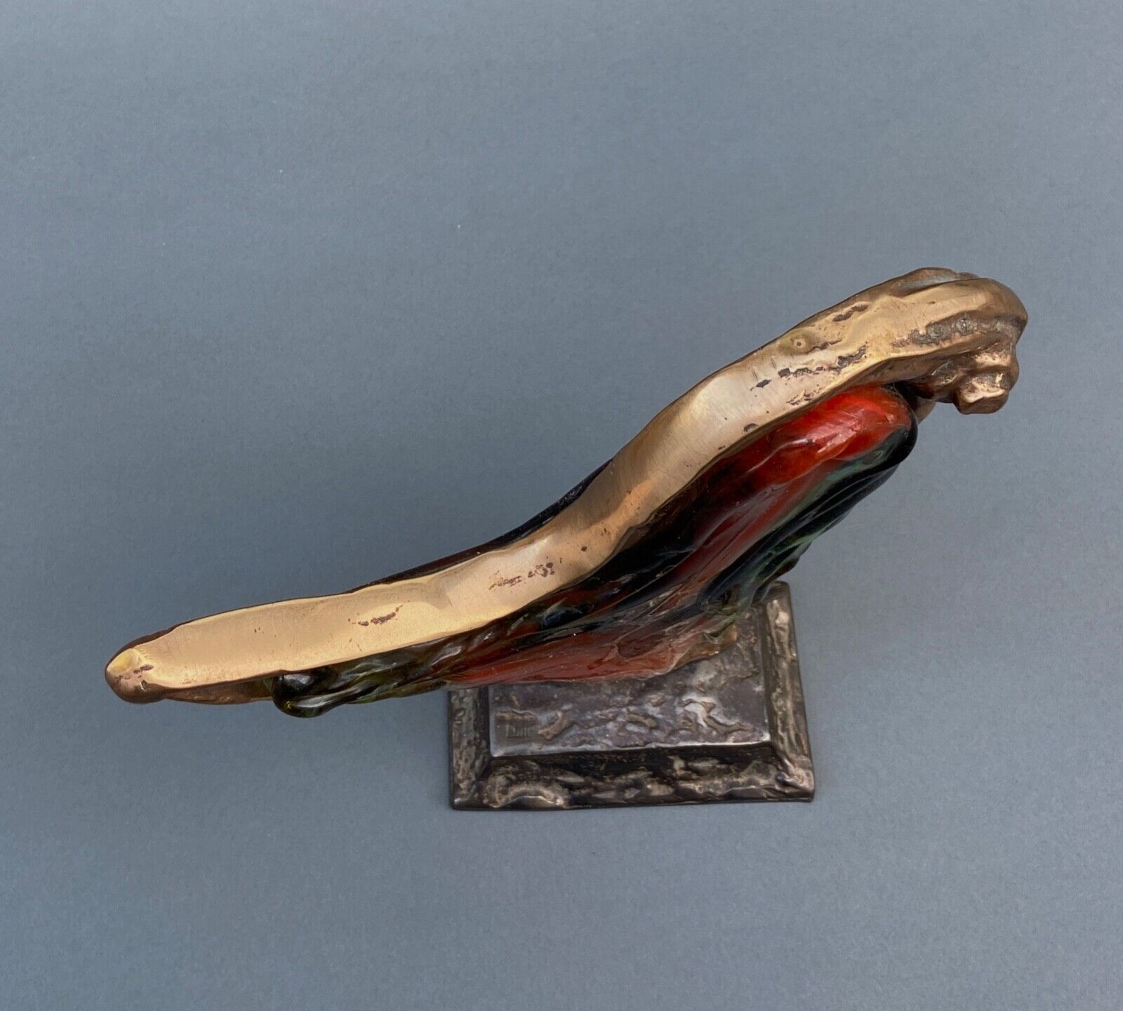 Sculpture par Yves Lohé bronze et pate de verre patine dorée | Selency