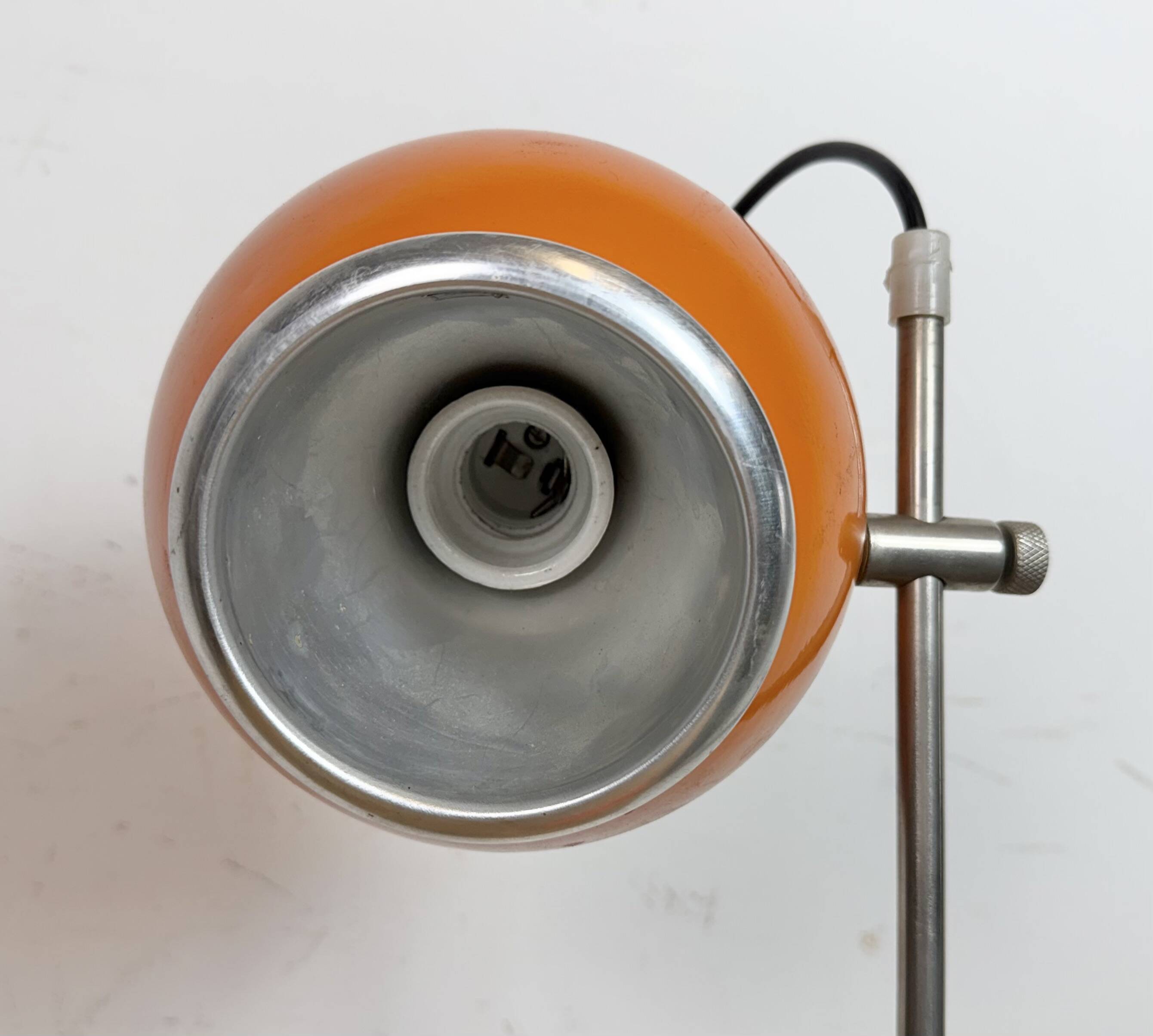 Lampe de table hongroise orange vintage d'Elektrofem, années 1970 | Selency