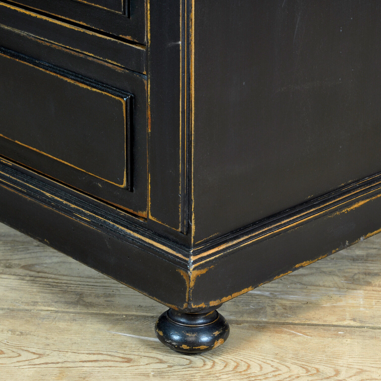 Commode en pin et chêne, vers 1920 | Selency