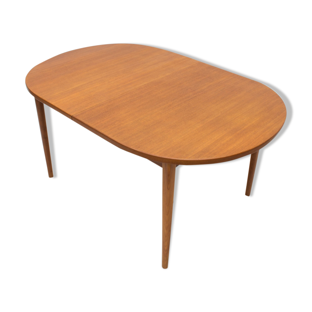 Table de salle à manger de forme ovale par Nils Jonsson pour Troeds ...