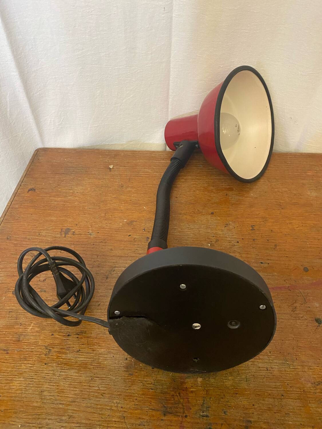 Lampe ancienne bureau style aluminor métal rouge + plastique noir vint ...