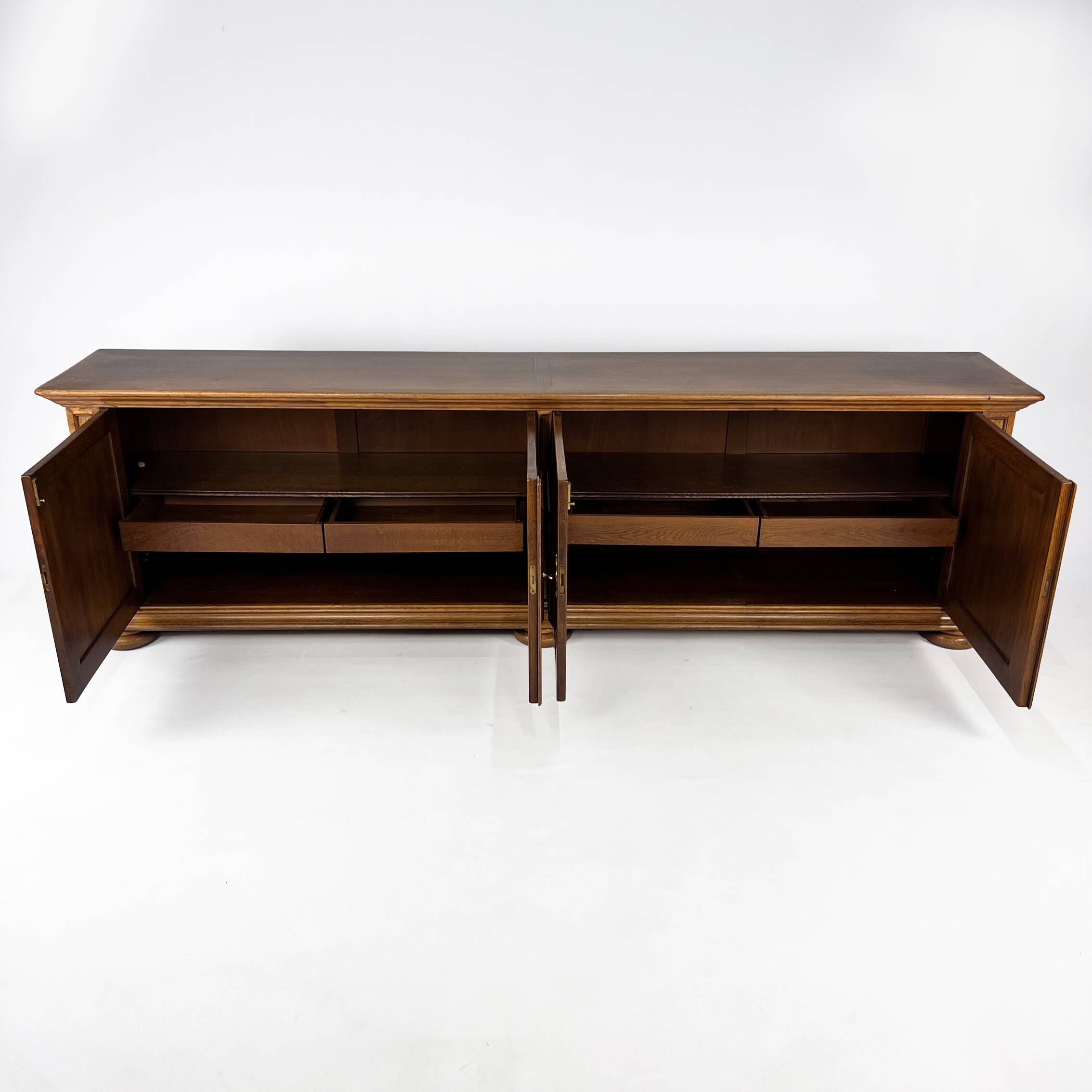 Buffet XXL Château en Chêne, 1960s | Selency