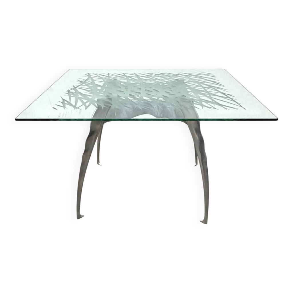 Table à manger de Bernard Dequet pour Protis France Design en fonte ...