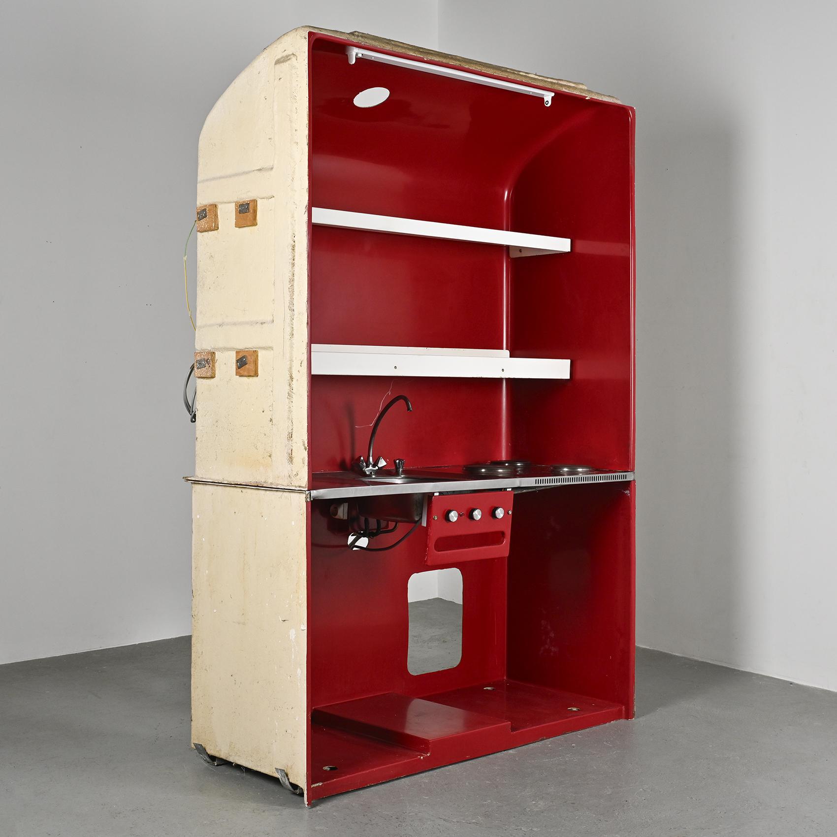 Charlotte Perriand : Cuisine préfabriquée des Arcs 1800, France 1979 ...