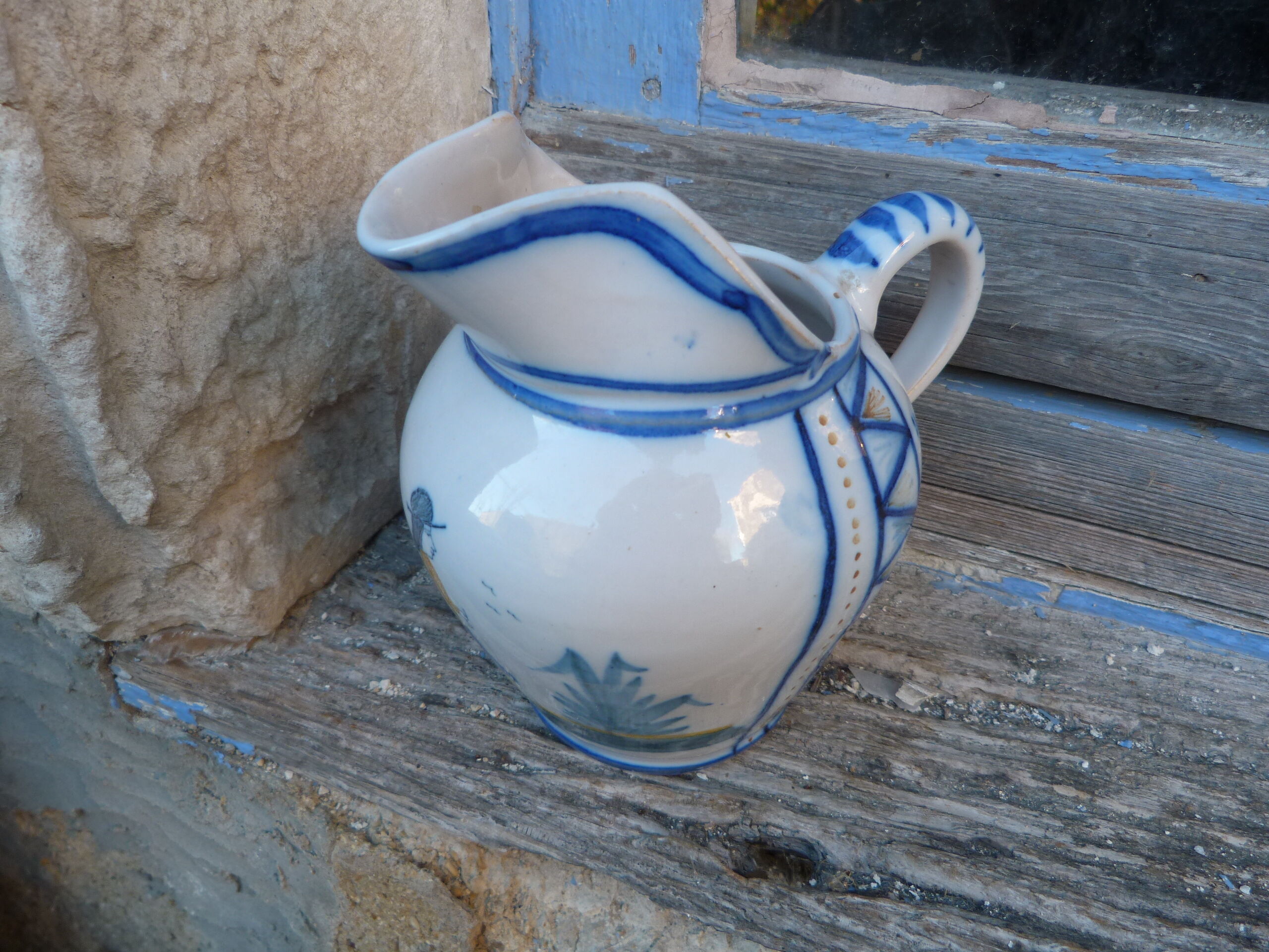 Ancien pichet en céramique quimper henriot personnage paysan breton | Selency