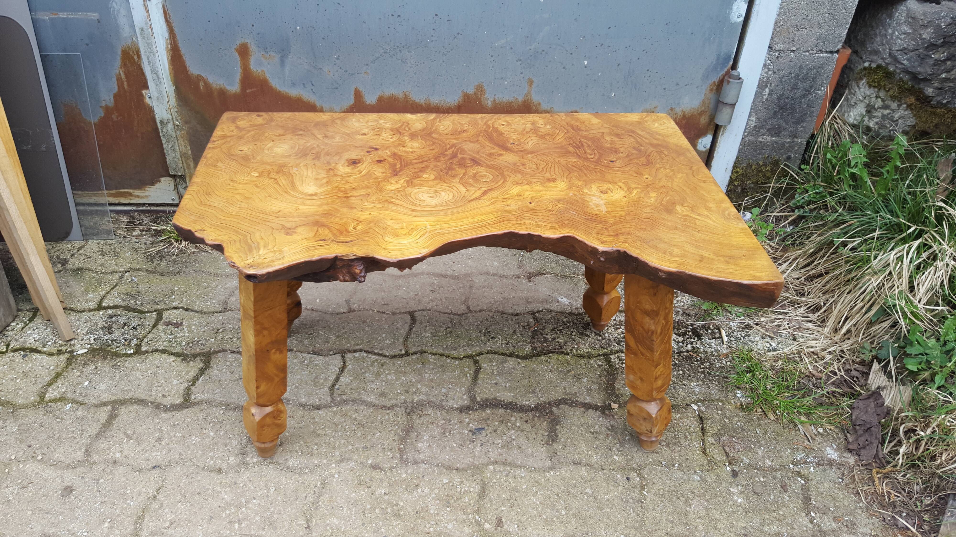 Table basse en orme forme libre | Selency