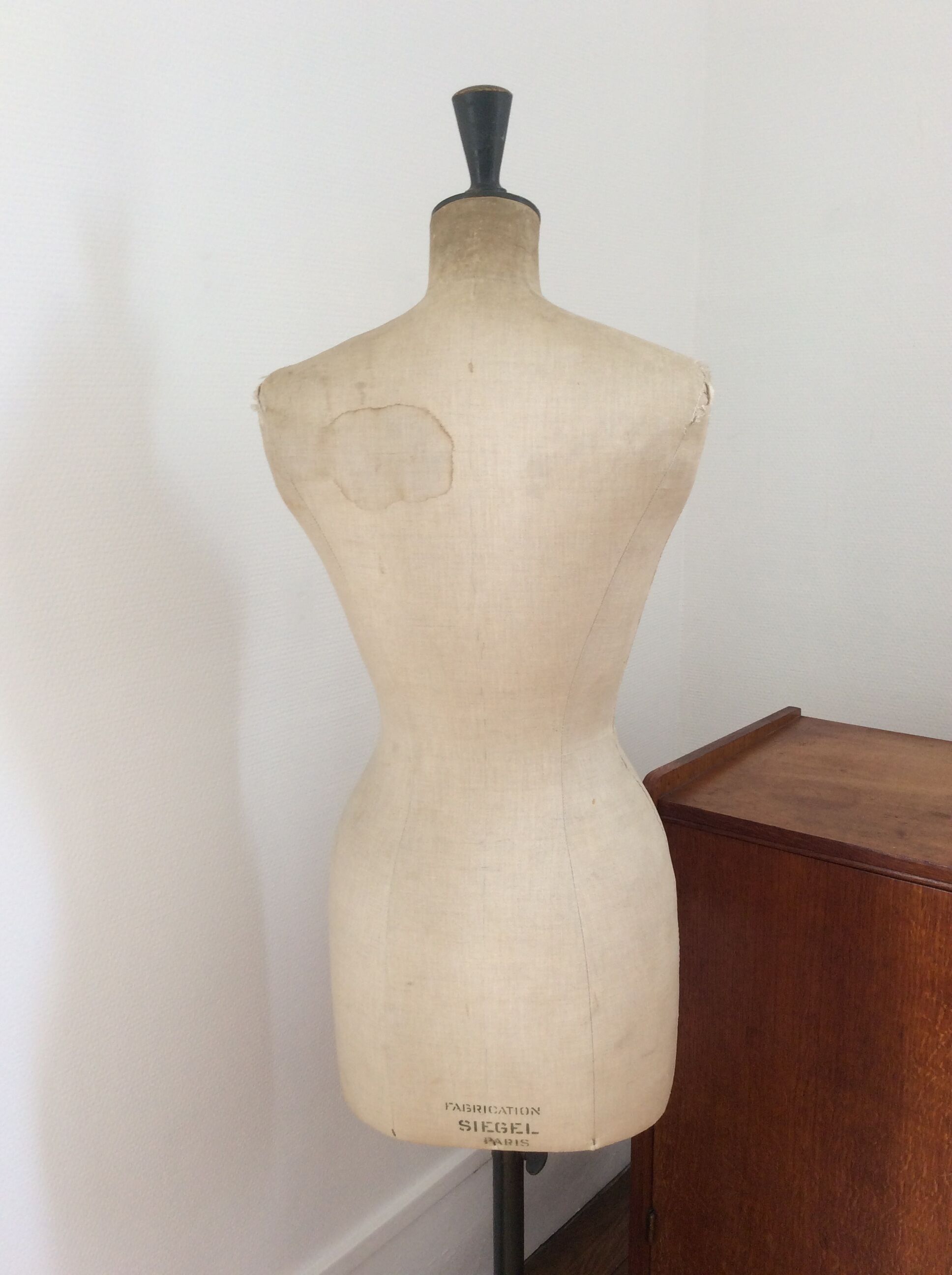Mannequin haute couture Stockman Paris | Selency