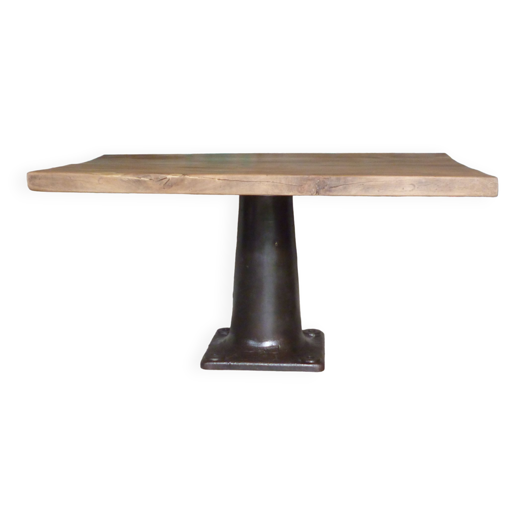 Table design industriel pied central en fonte | Selency