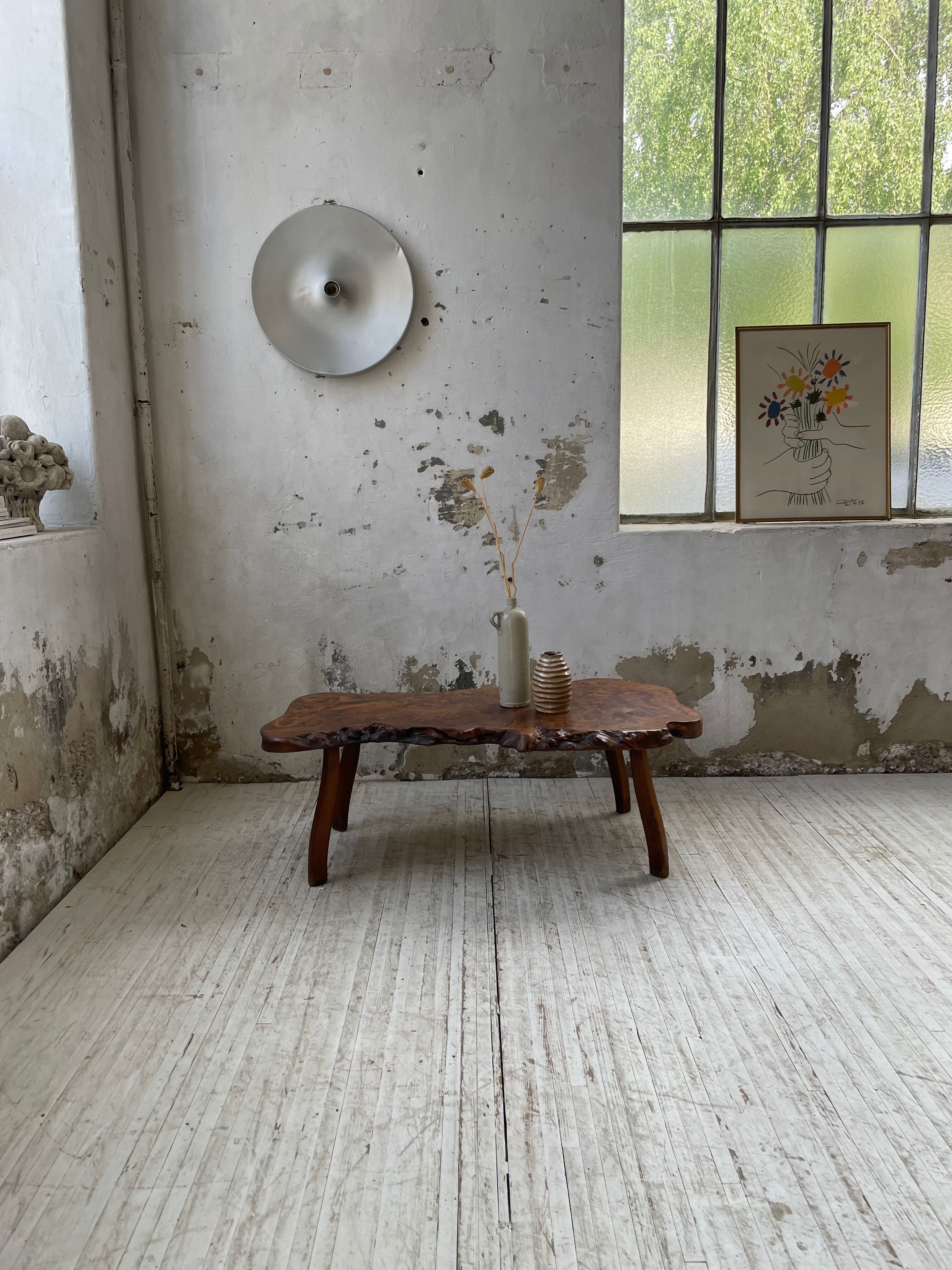 Table basse en orme massif à forme libre | Selency