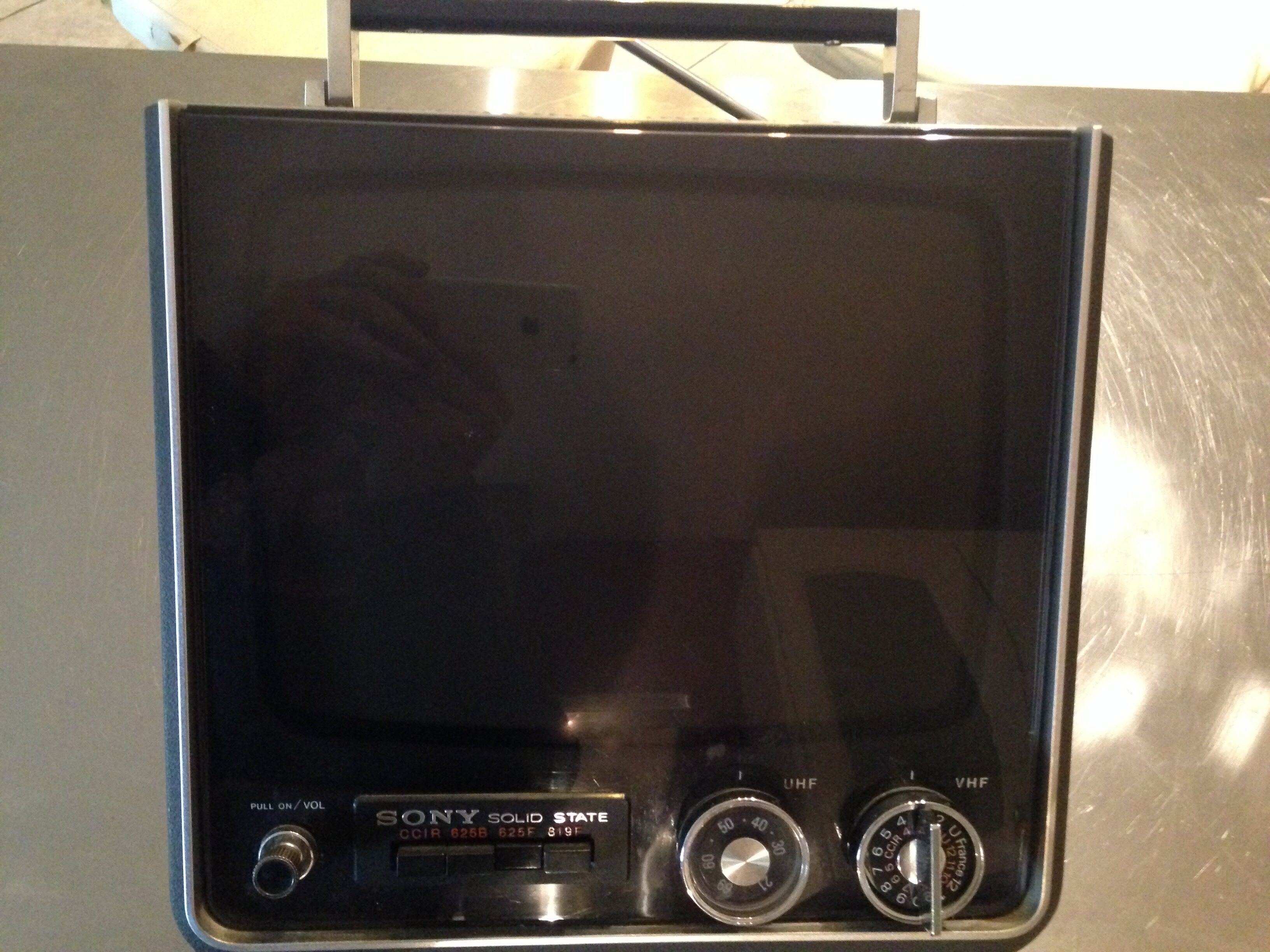 Television portable vintage Sony, Solid State années 70 | Selency