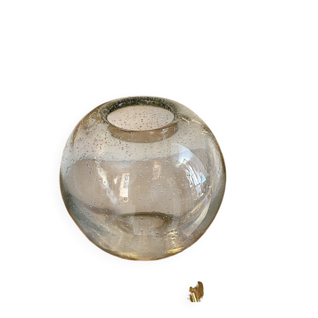 Vase boule en verre soufflé et bullé | Selency