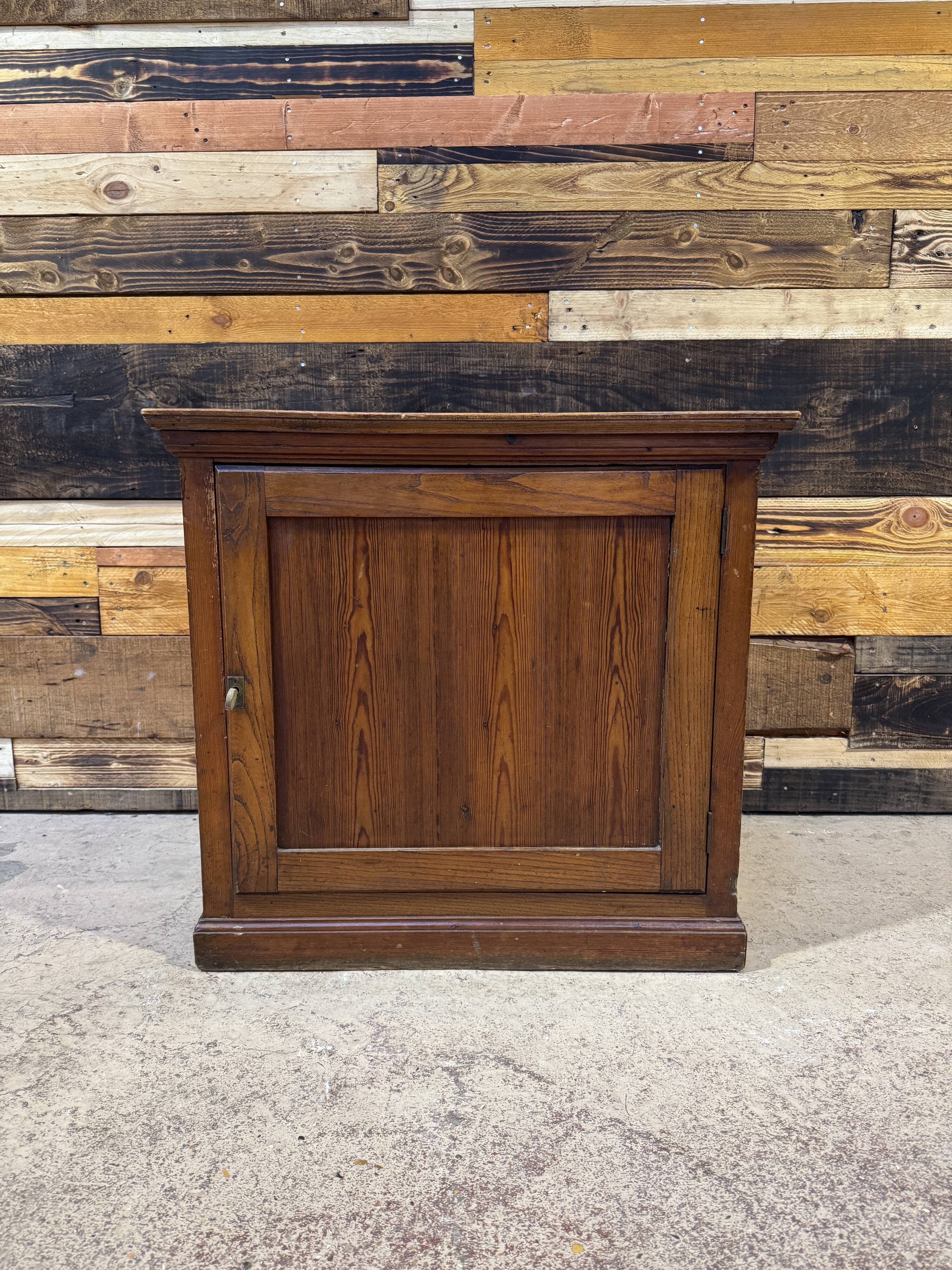 Petit meuble d'appoint | Selency