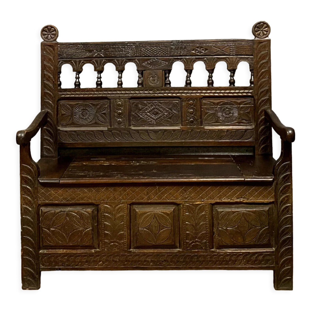 Banc coffre style Renaissance en chêne massif époque XIXeme | Selency