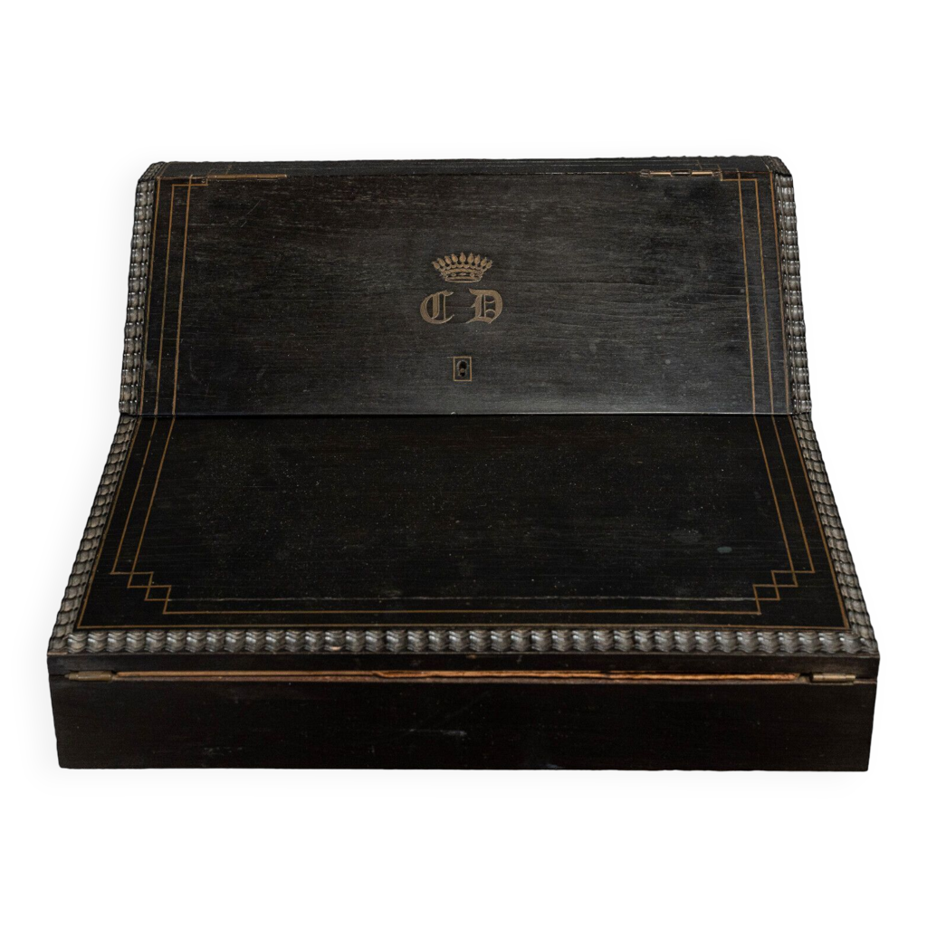Encrier Napoléon III en bois noirci intérieur acajou XIXe monogrammé ...