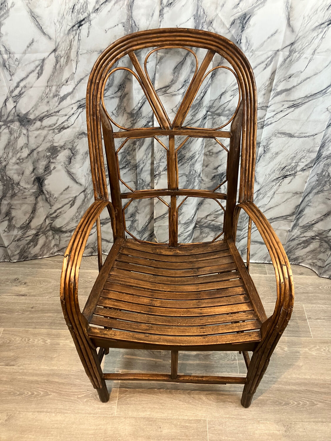 Fauteuil rustique en châtaignier années 20 | Selency