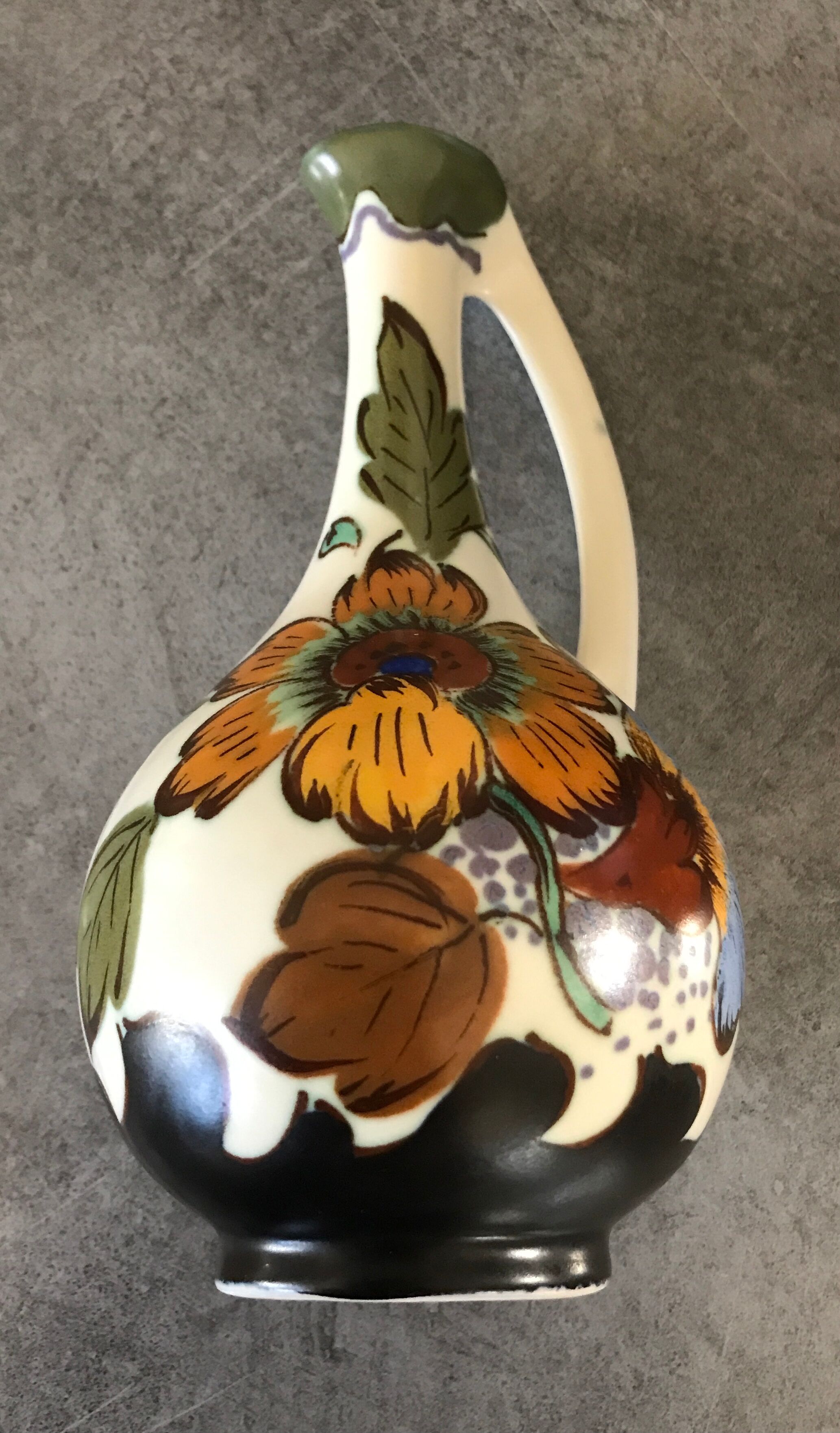 Ancien vase en porcelaine royal gouda hollande décor main signé, 18 cm ...