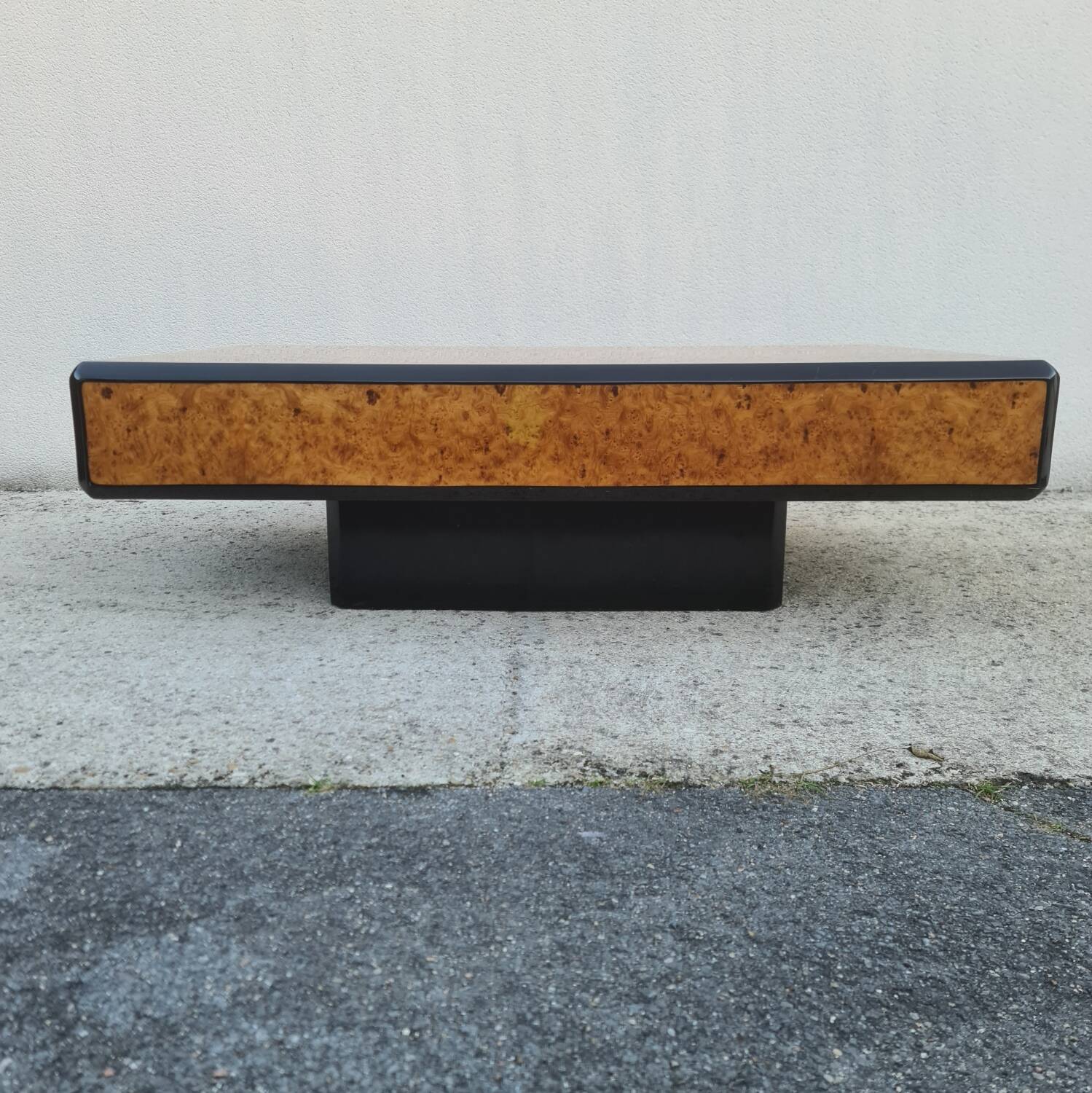 Table basse Roche Bobois 1970 en Loupe d'orme | Selency