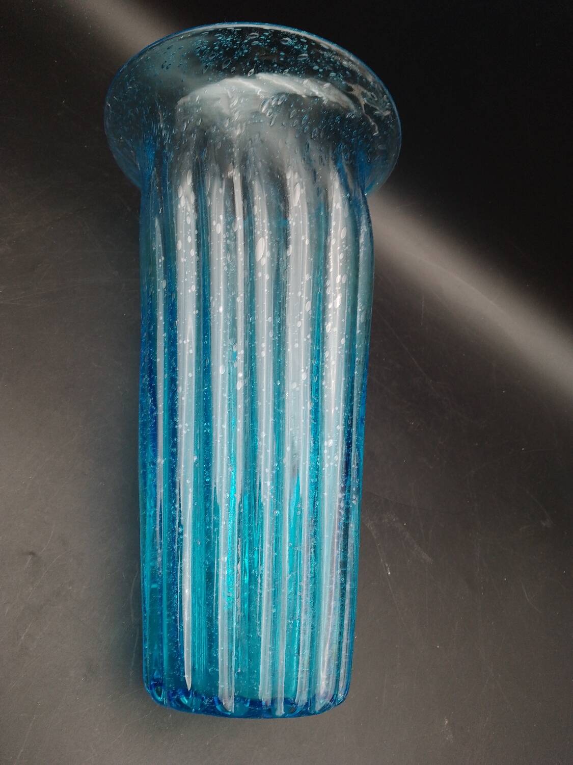 Grand vase en verre bullé soufflé texture cotelé bleu ciel vintage ...
