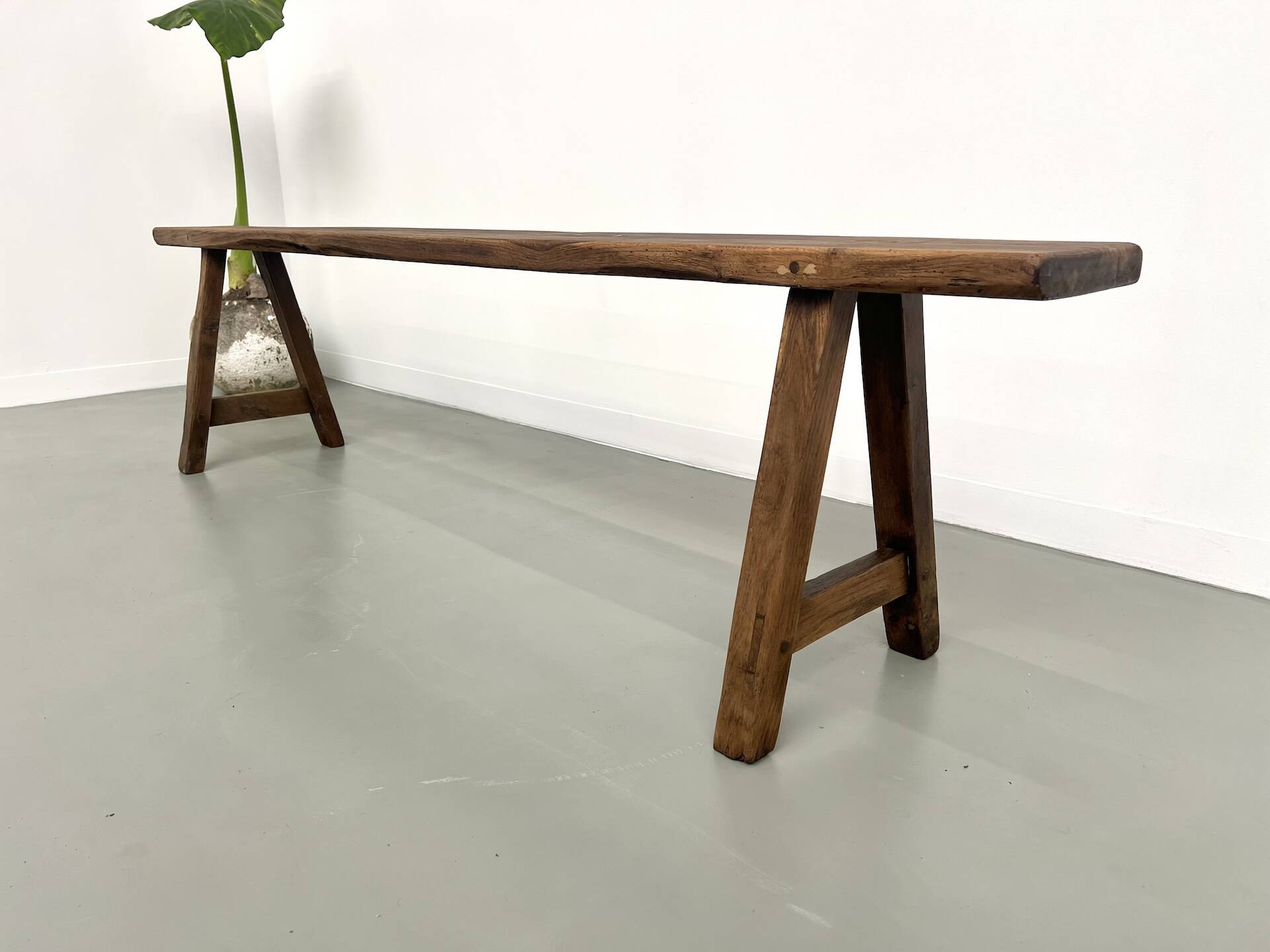 Banc ancien en noyer massif | Selency