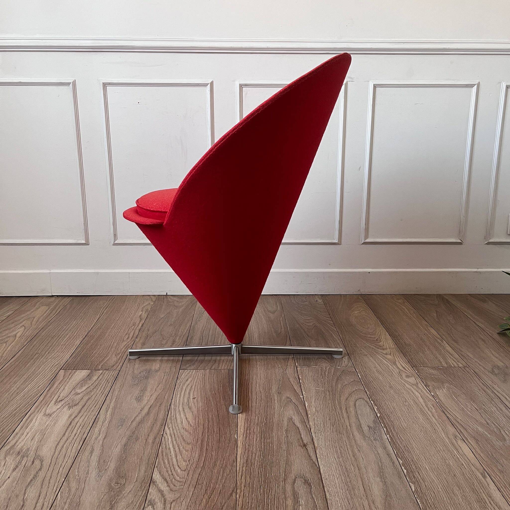 Cone chair, par Verner Panton | Selency