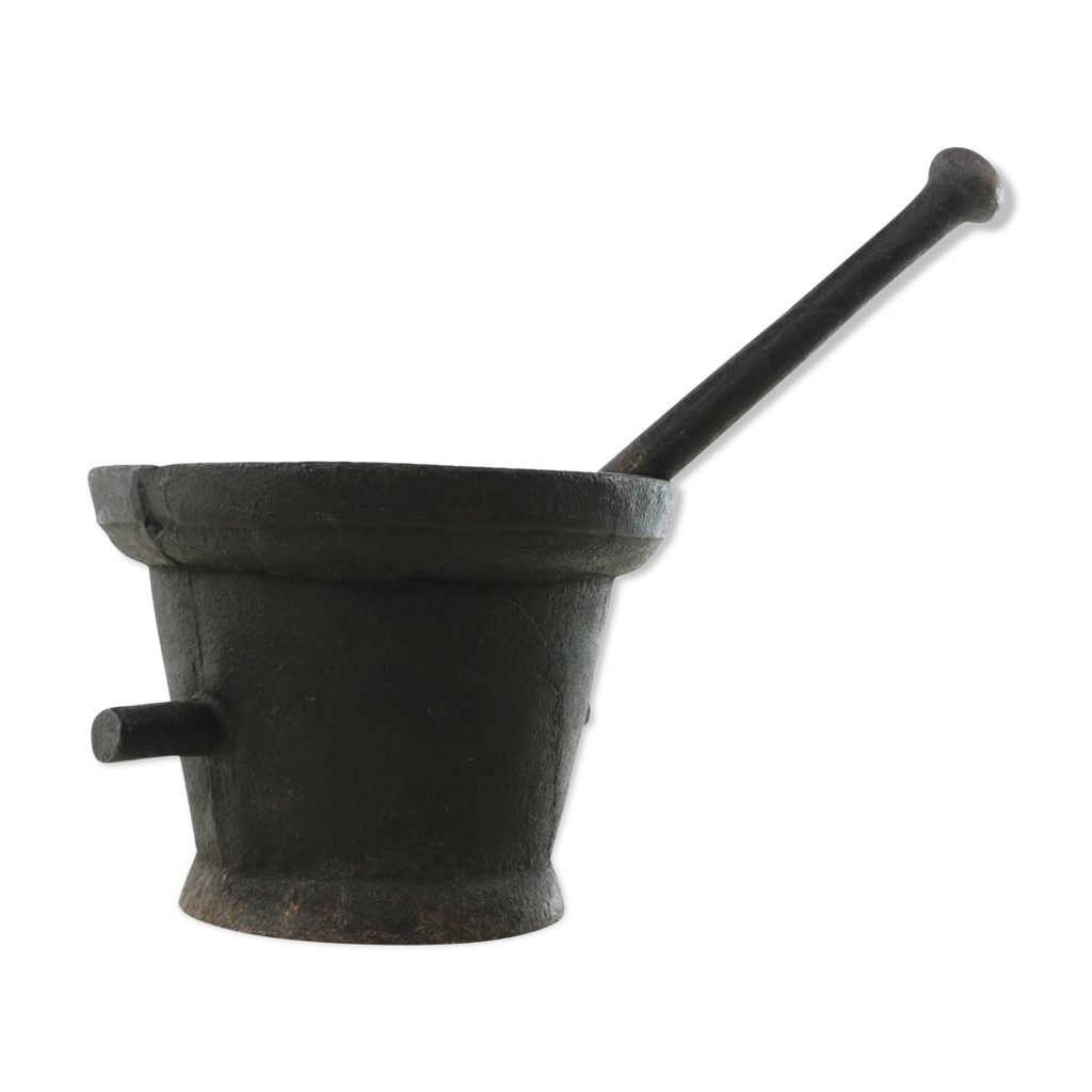 Ancien pilon et mortier en fonte du XIXe siècle | Selency