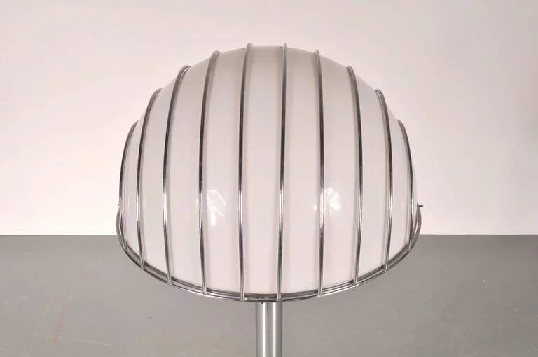 Lampe de sol des années 1960 par Adalberto Dal Lago pour Esperia ...