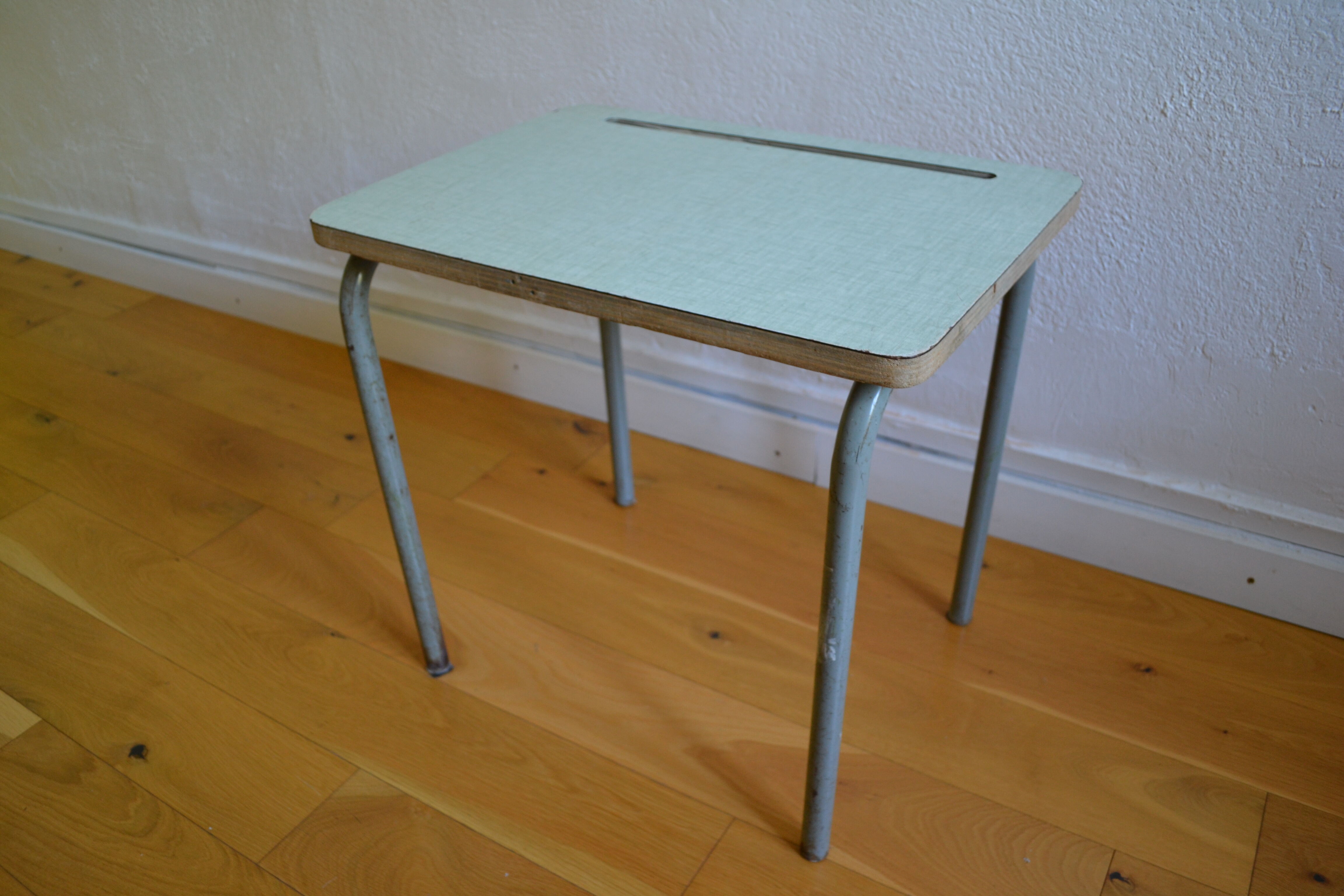 Table d'ecole pour enfant vintage formica | Selency