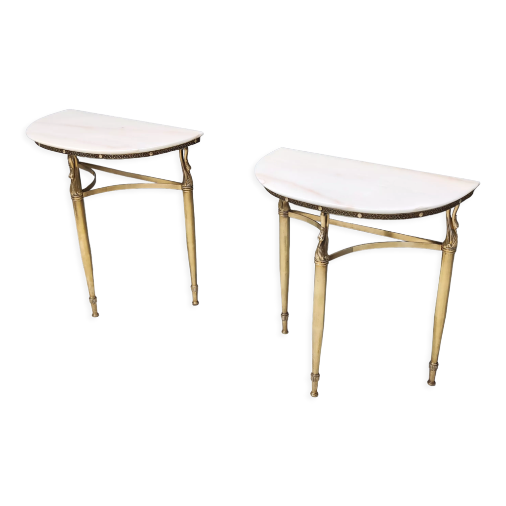Paire de tables de chevet consoles avec dessus en marbre et pieds en laiton, Italie | Selency