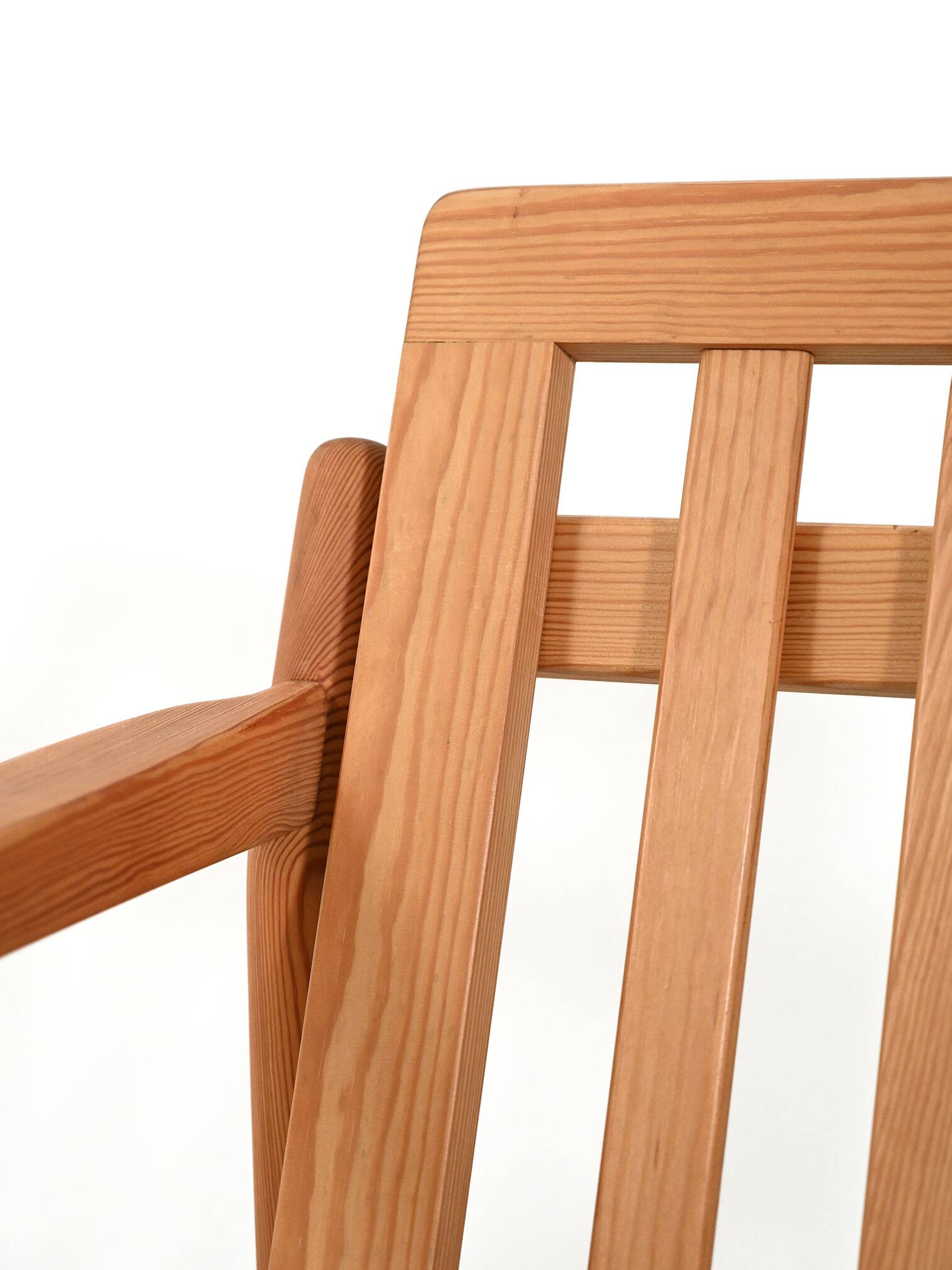 Fauteuil en pin norvégien par Harry Moen | Selency