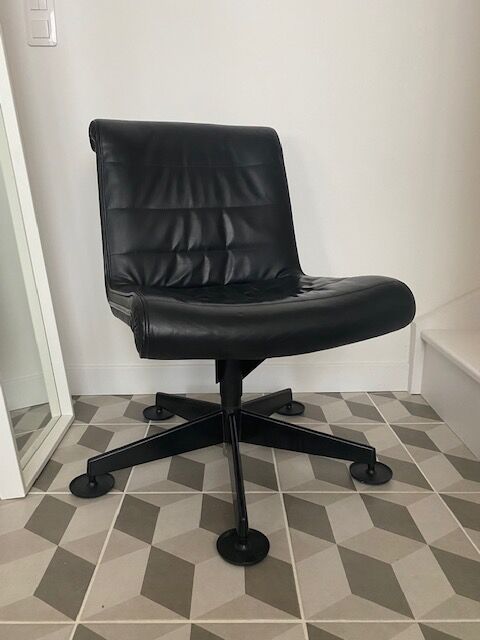 Chaise de bureau par Richard Sapper pour Knoll International. | Selency