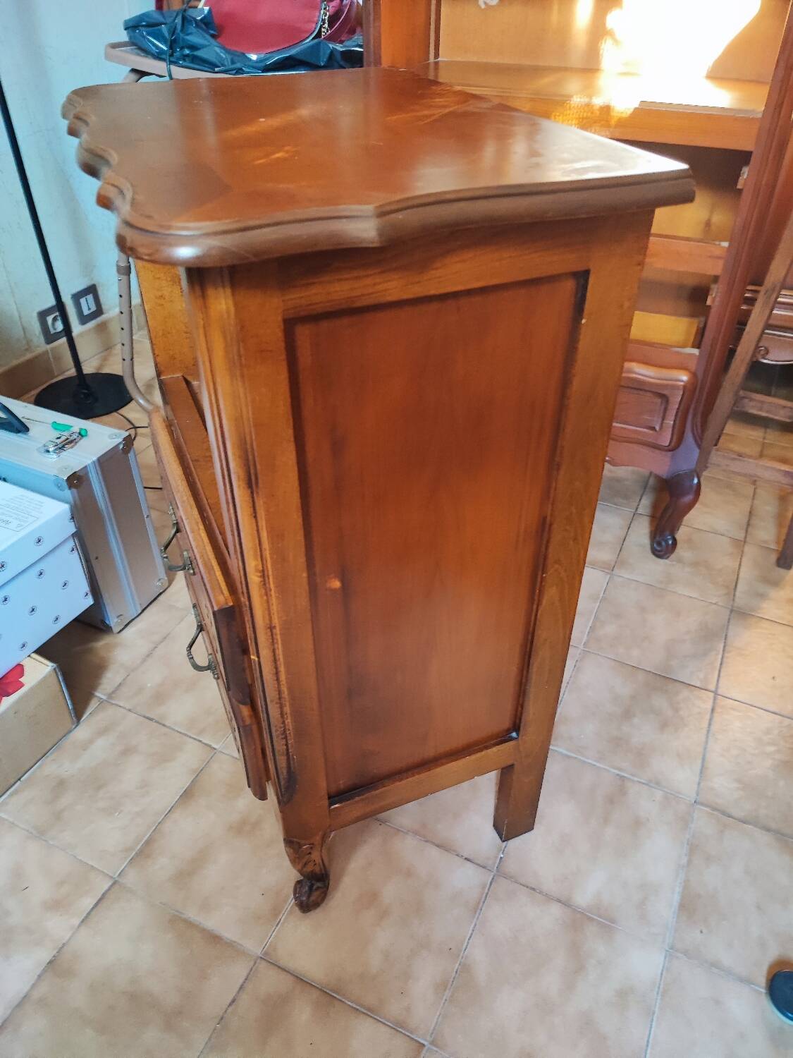 Table de nuit style louis xv | Selency