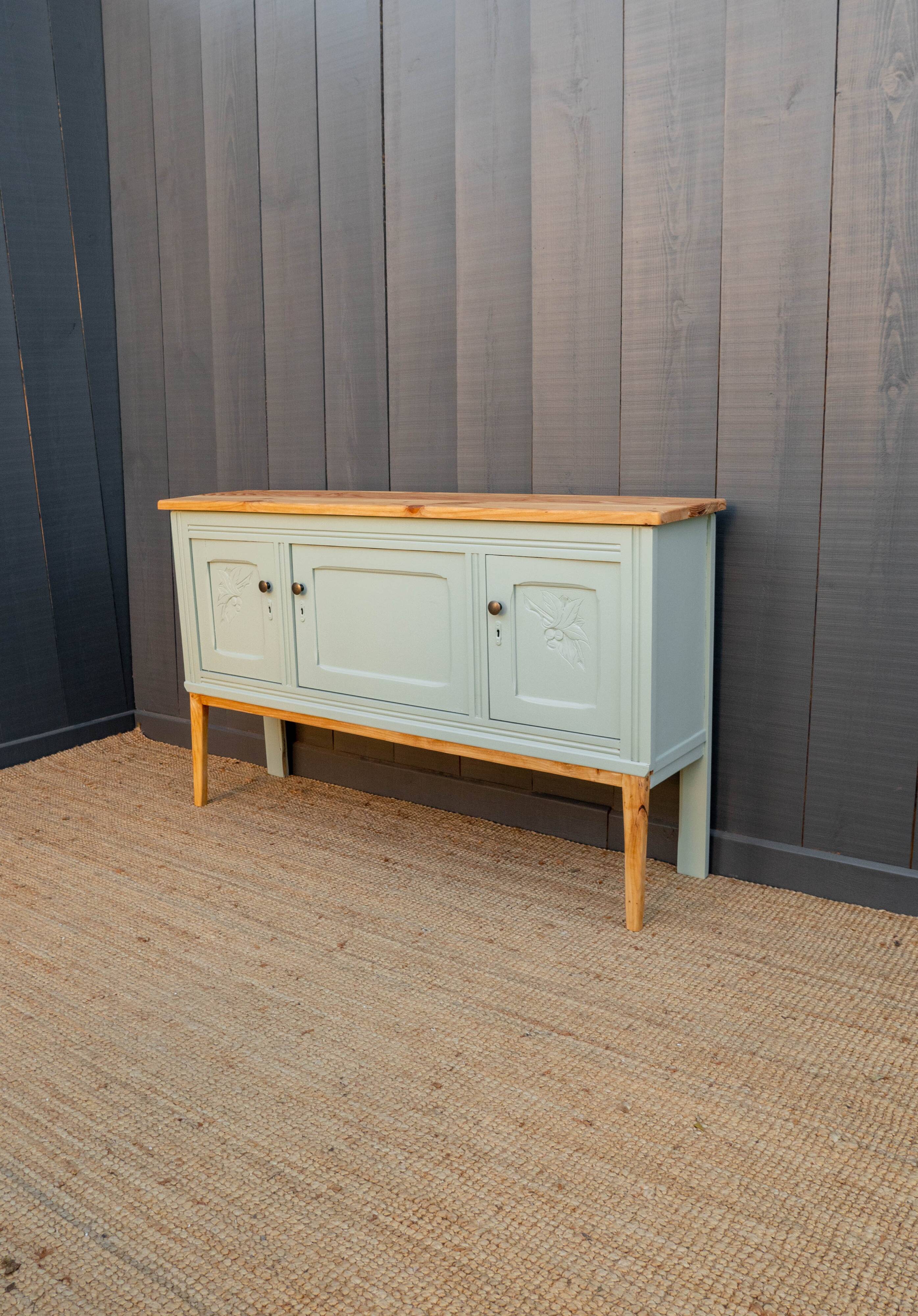 Buffet parisien | Selency