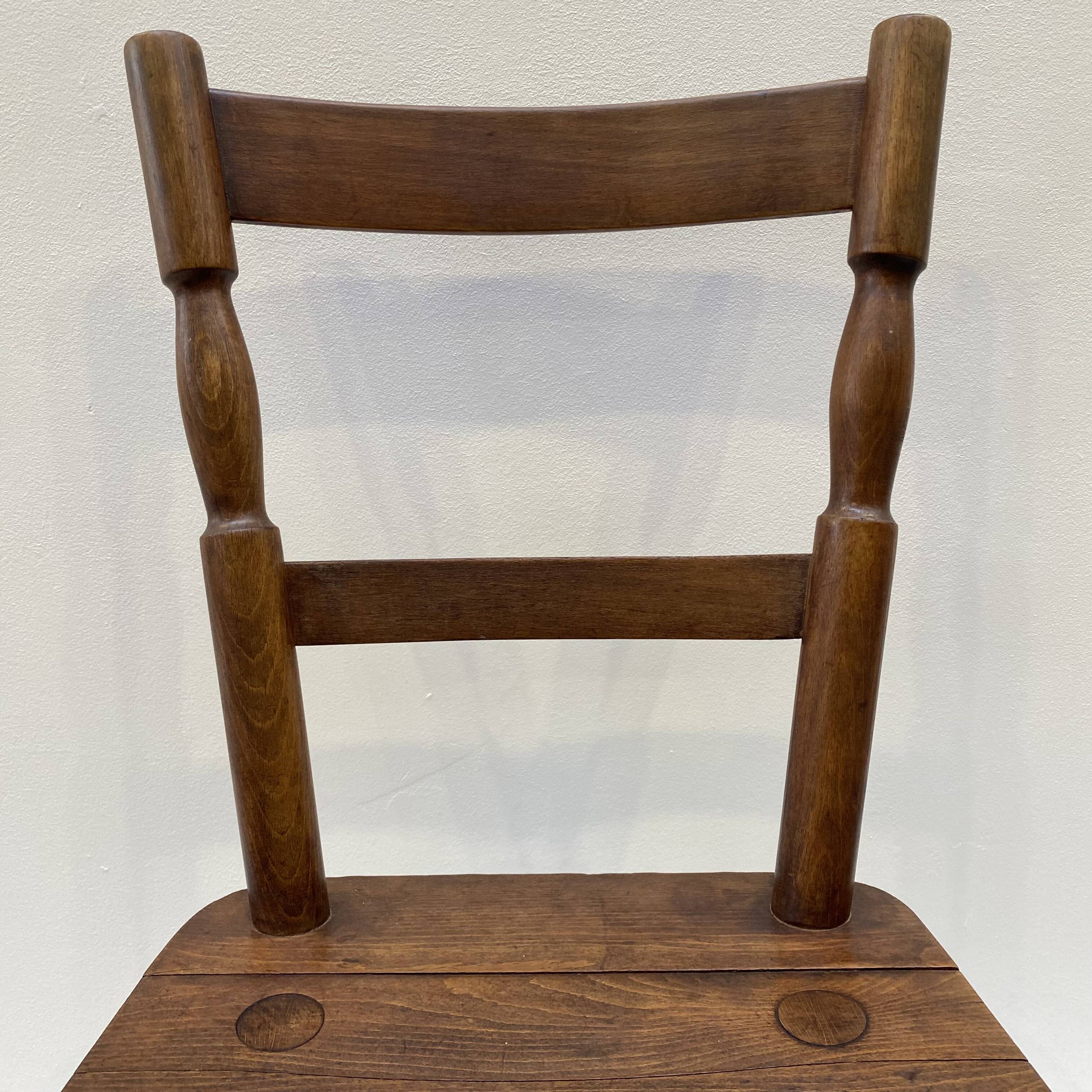 Paire de chaises par l’architecte Prof. Adolf Gustav Schnek pour ...