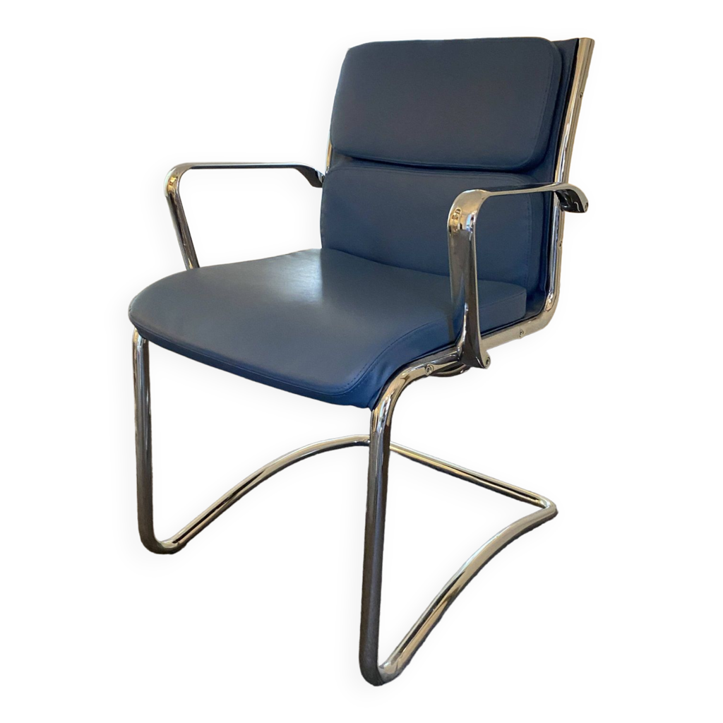 Blue Milani chair in excellent condition | Selency