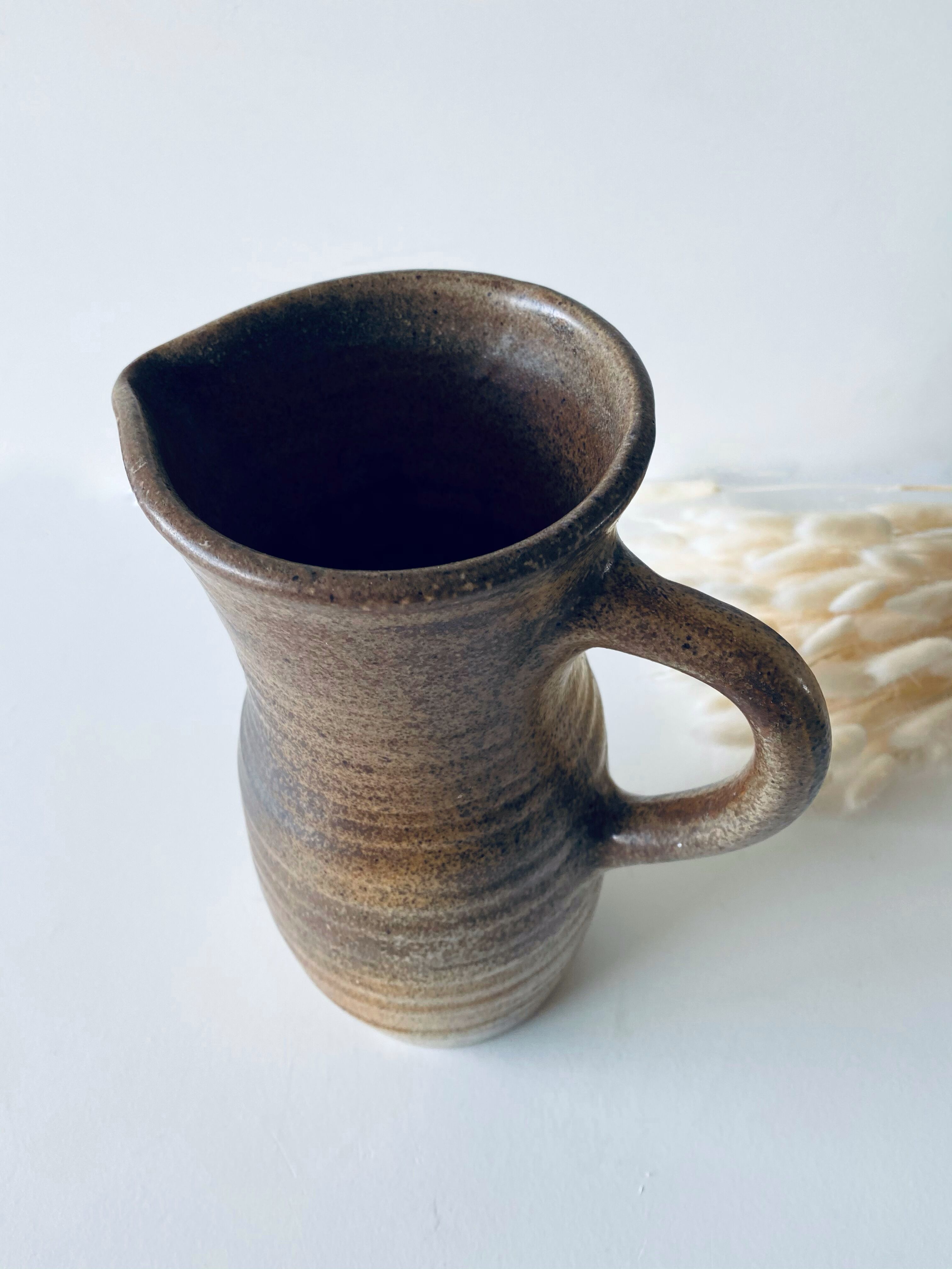 Pichet en grès signé Fontgombault | Selency