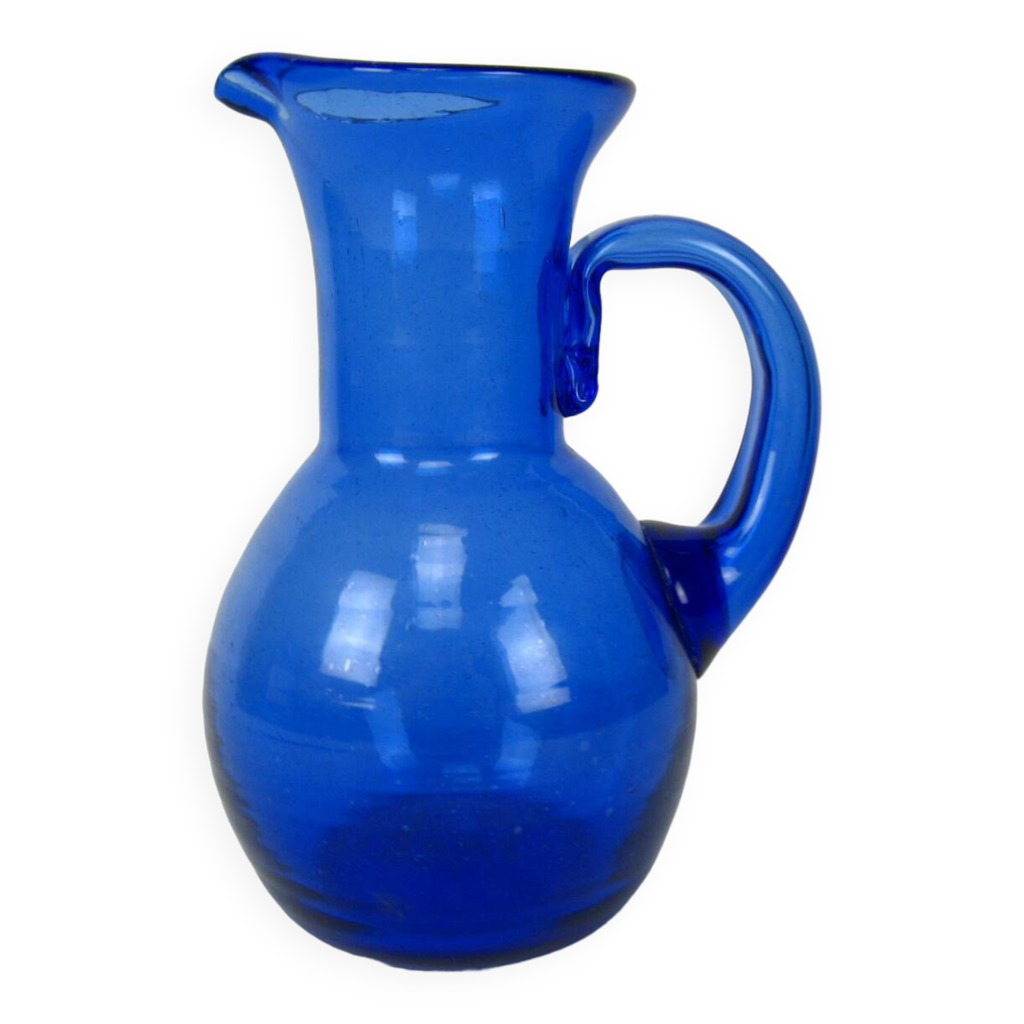 Pichet bleu en verre soufflé artisanal | Selency