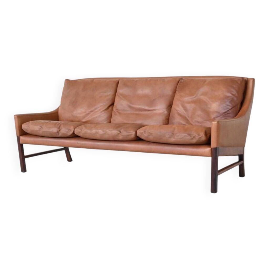 Canapé scandinave trois places en palissandre et cuir marron Danemark ...