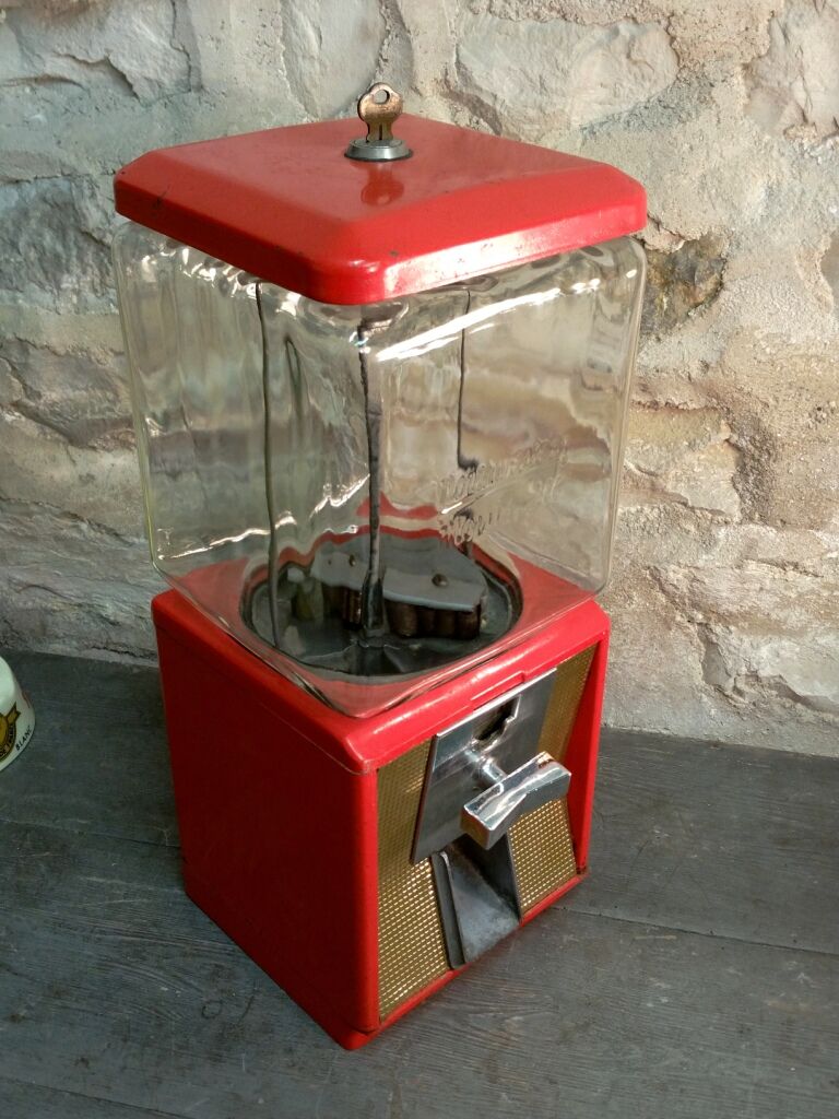 Distributeur De Cacahutes De Bar