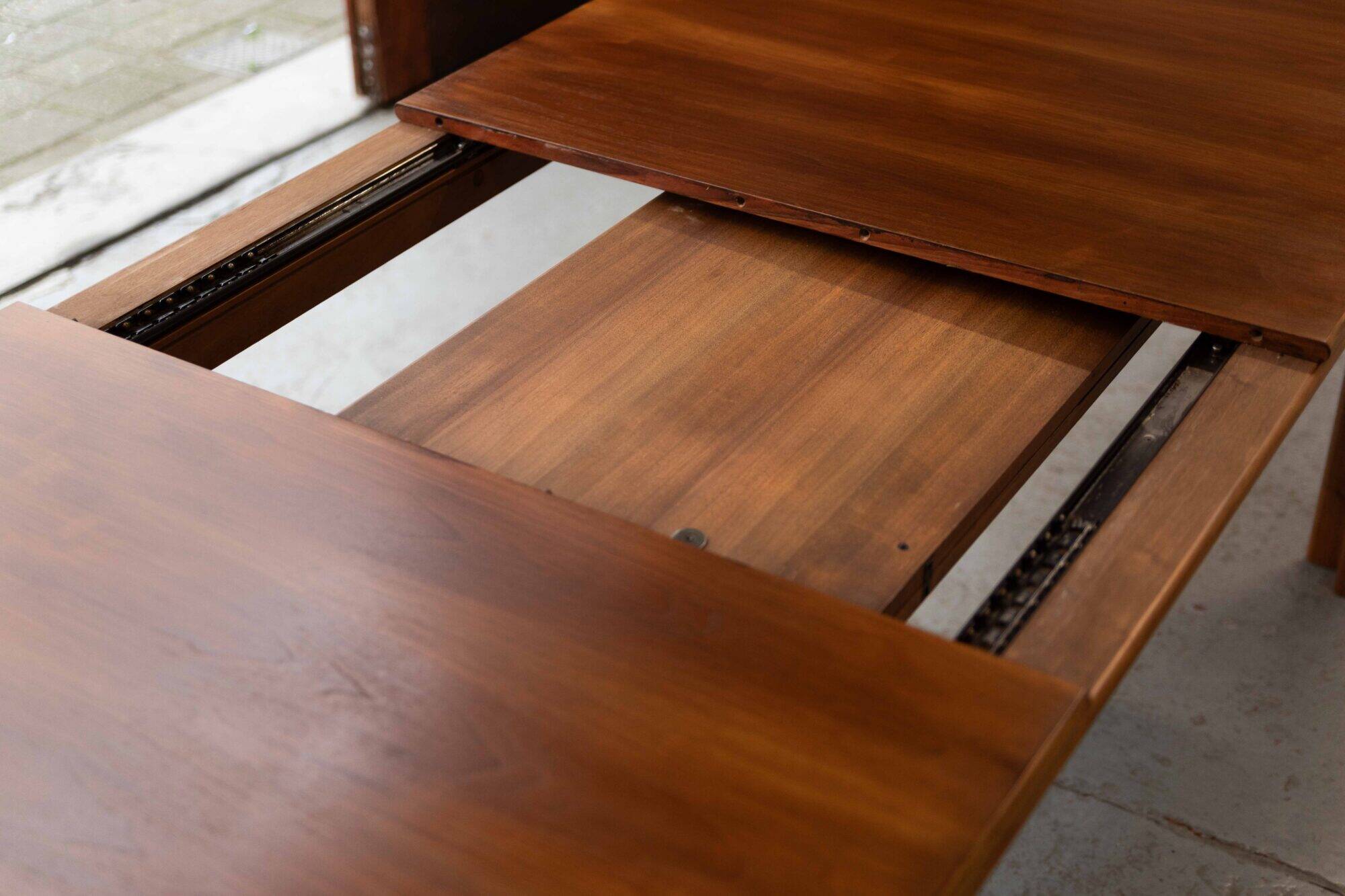 Table à manger 'Mou' par Afra & Tobia Scarpa | Selency