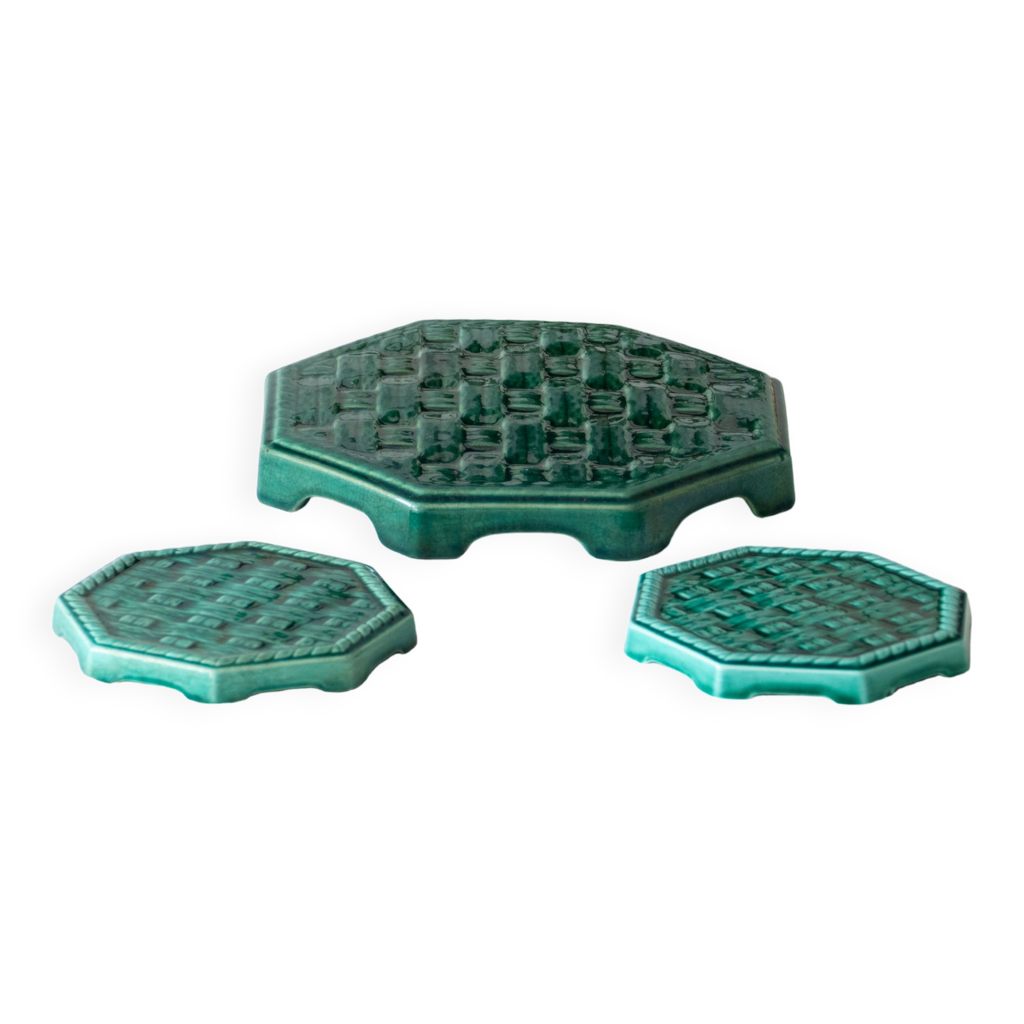 Ensemble de 3 dessous de plat / bouteille barbotine Digoin | Selency