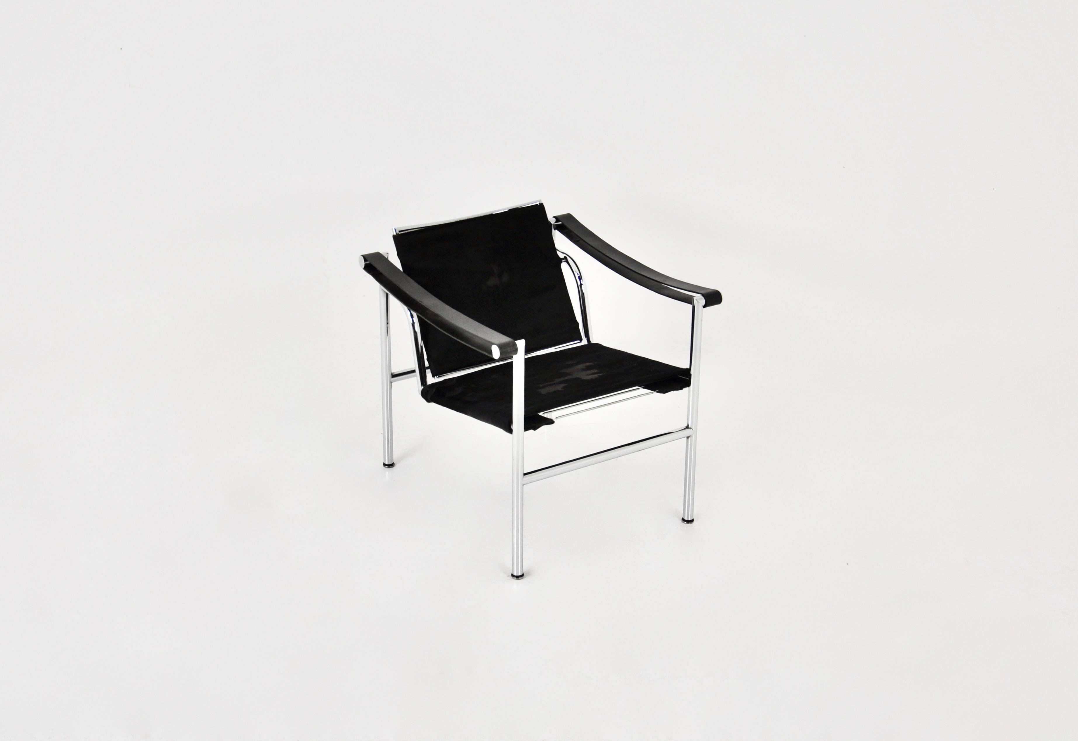 Fauteuils LC1 en peau de vache par Le Corbusier pour Cassina, 1970s ...