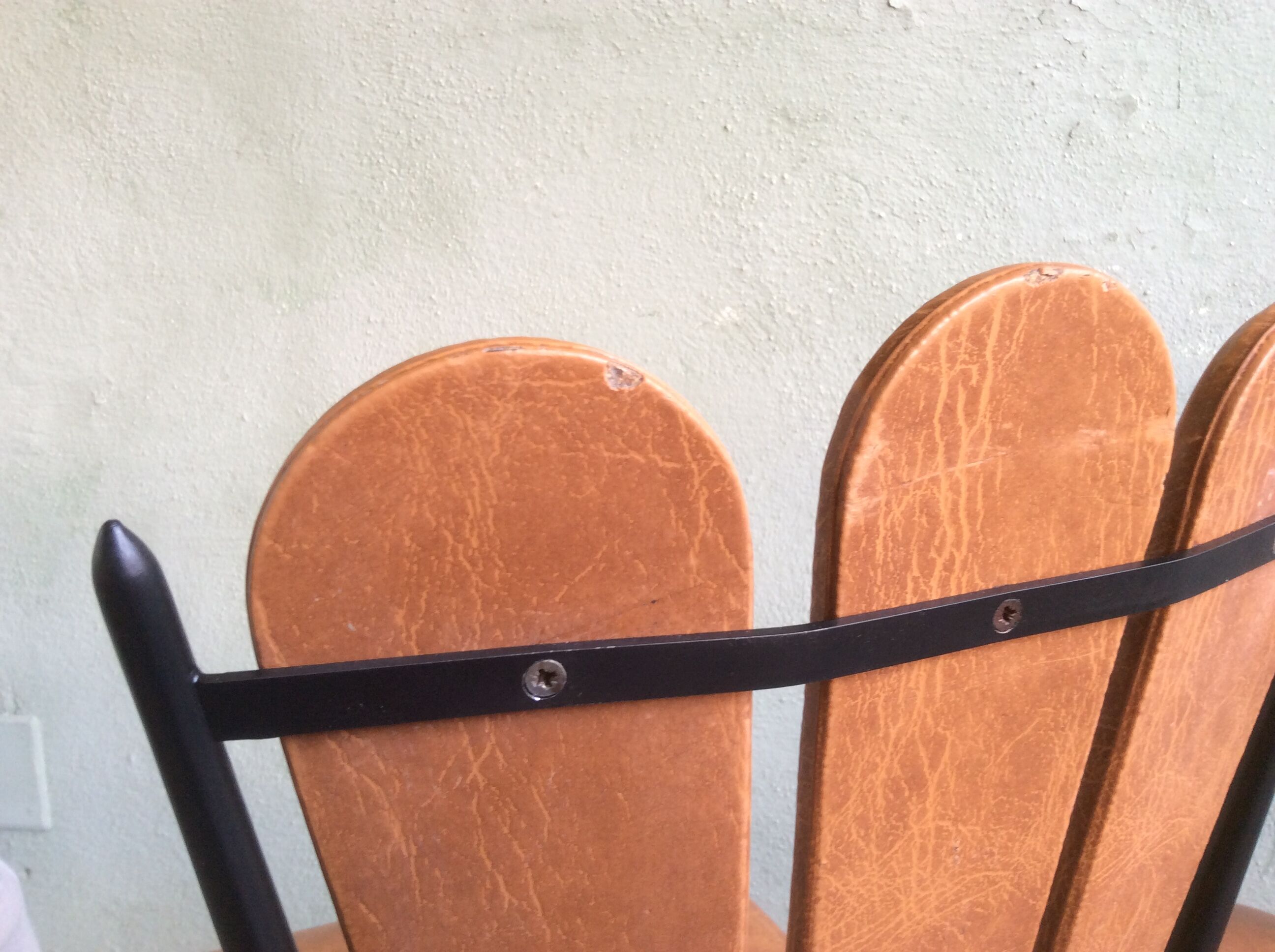 Lot de 2 chaises vintage skaï et métal Tubmenager | Selency